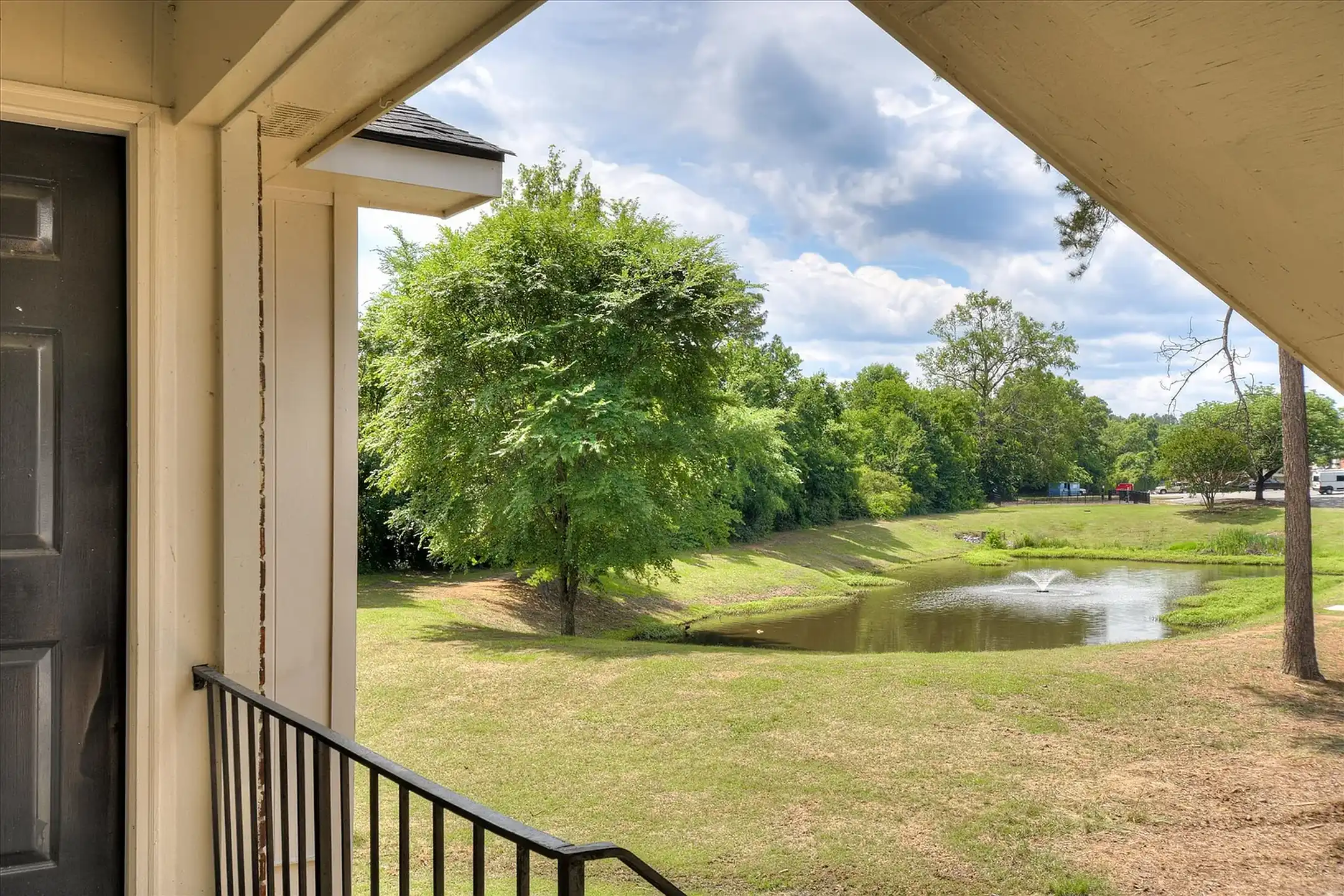 Hunters Run Apartments - Augusta, GA 30909 | ApartmentGuide.com