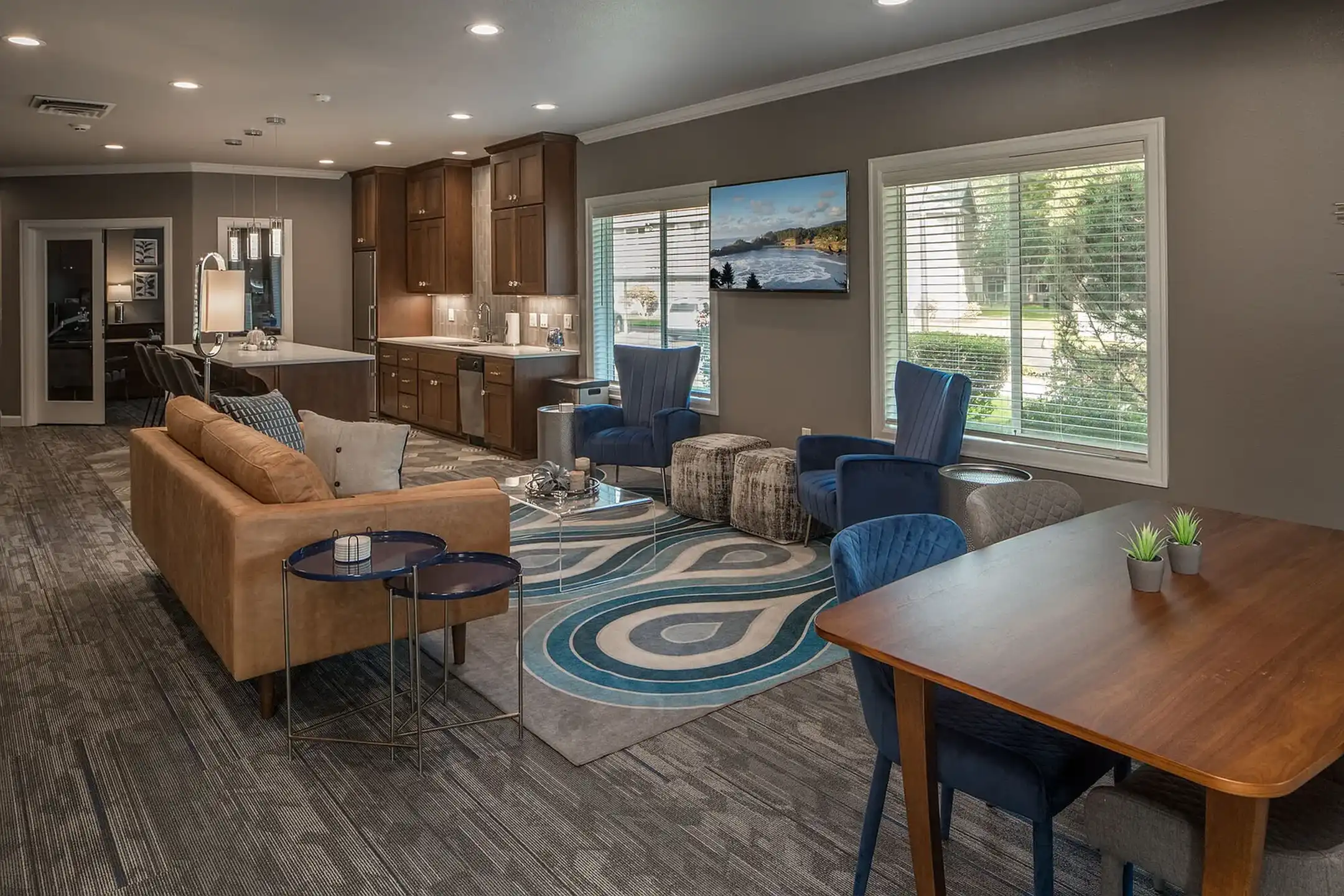 Parkside Apartments - Eugene, OR 97402 | ApartmentGuide.com