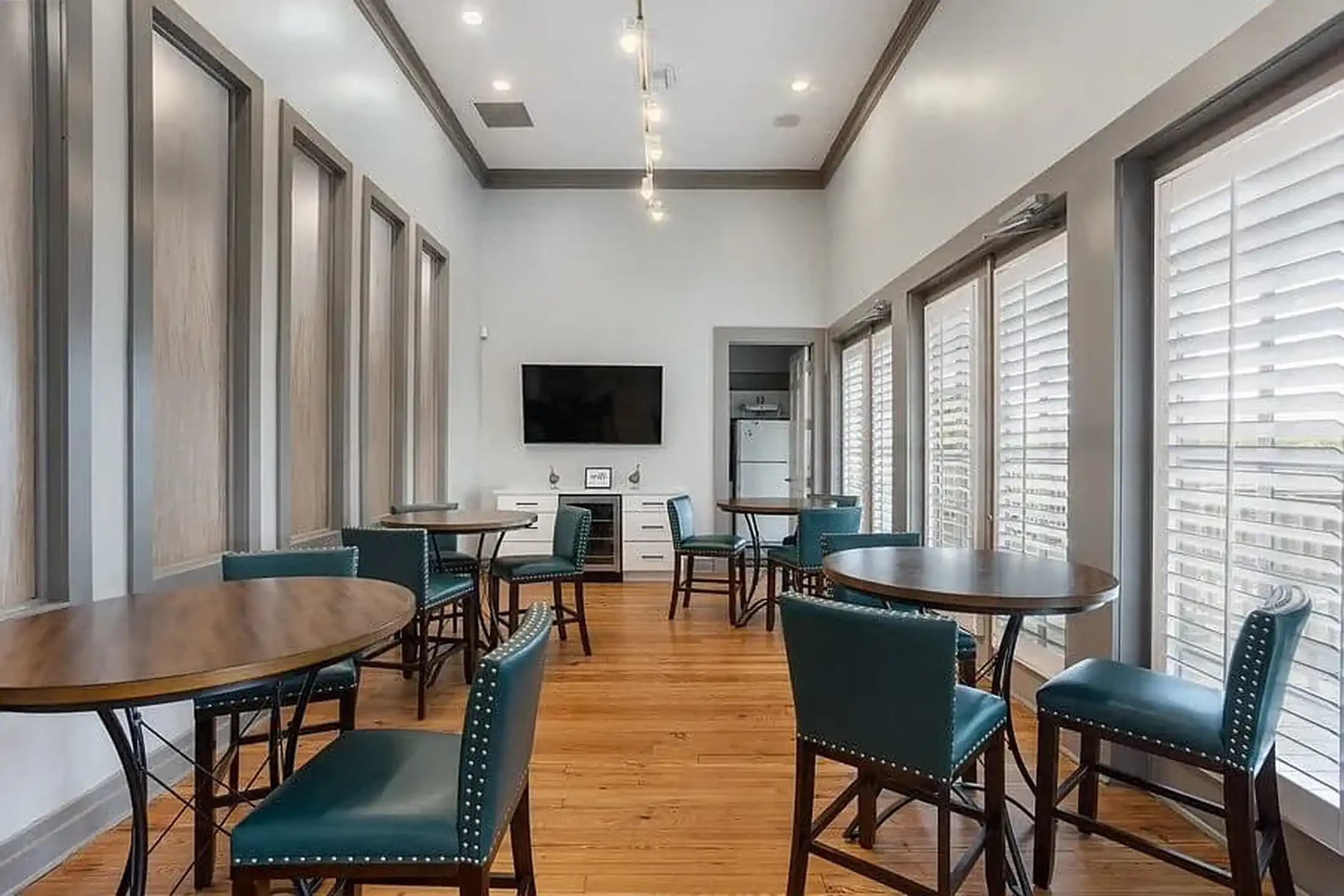 Veranda at Westchase - Tampa, FL 33635 | ApartmentGuide.com