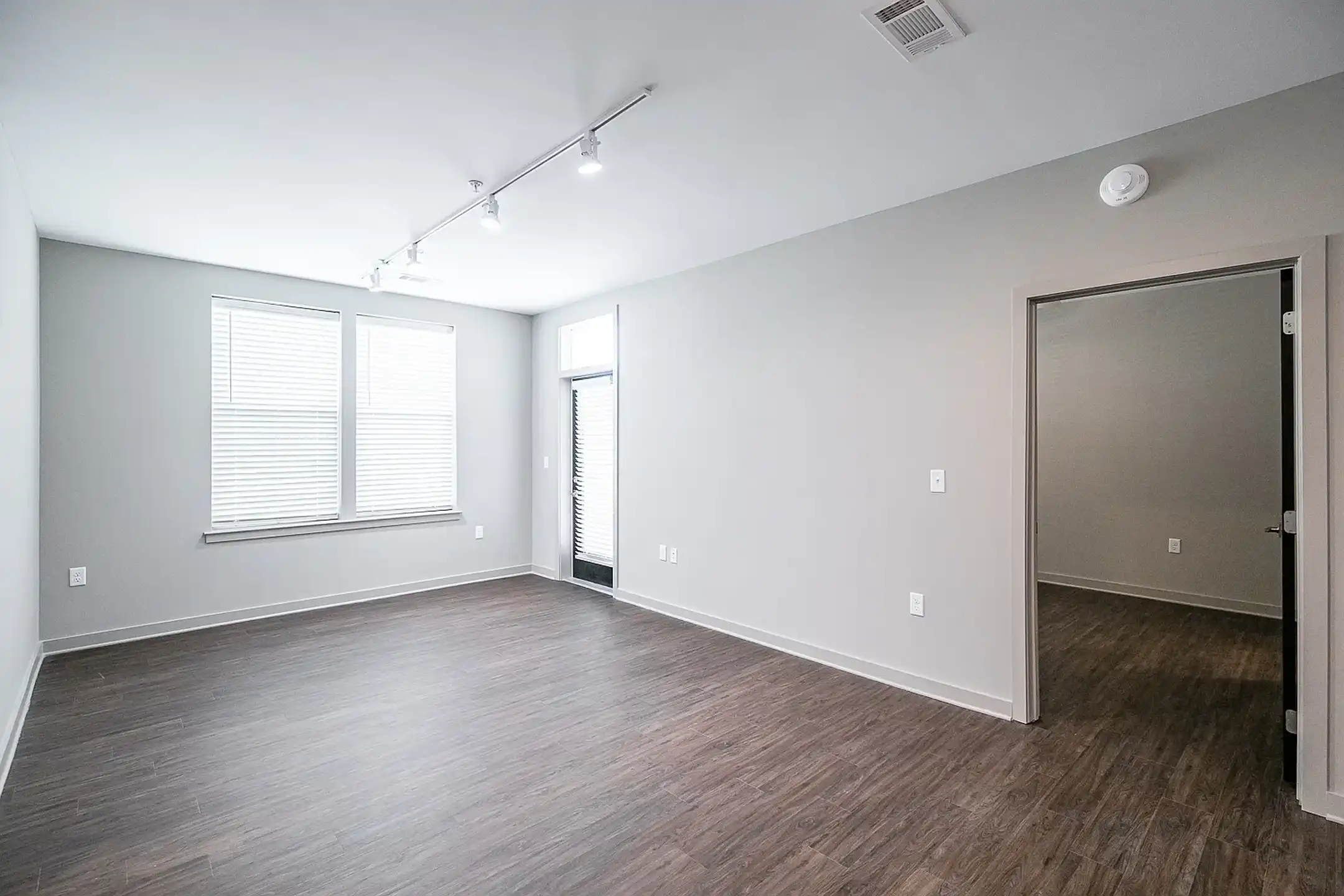 Madison Midtown - Memphis, TN 38104 | ApartmentGuide.com