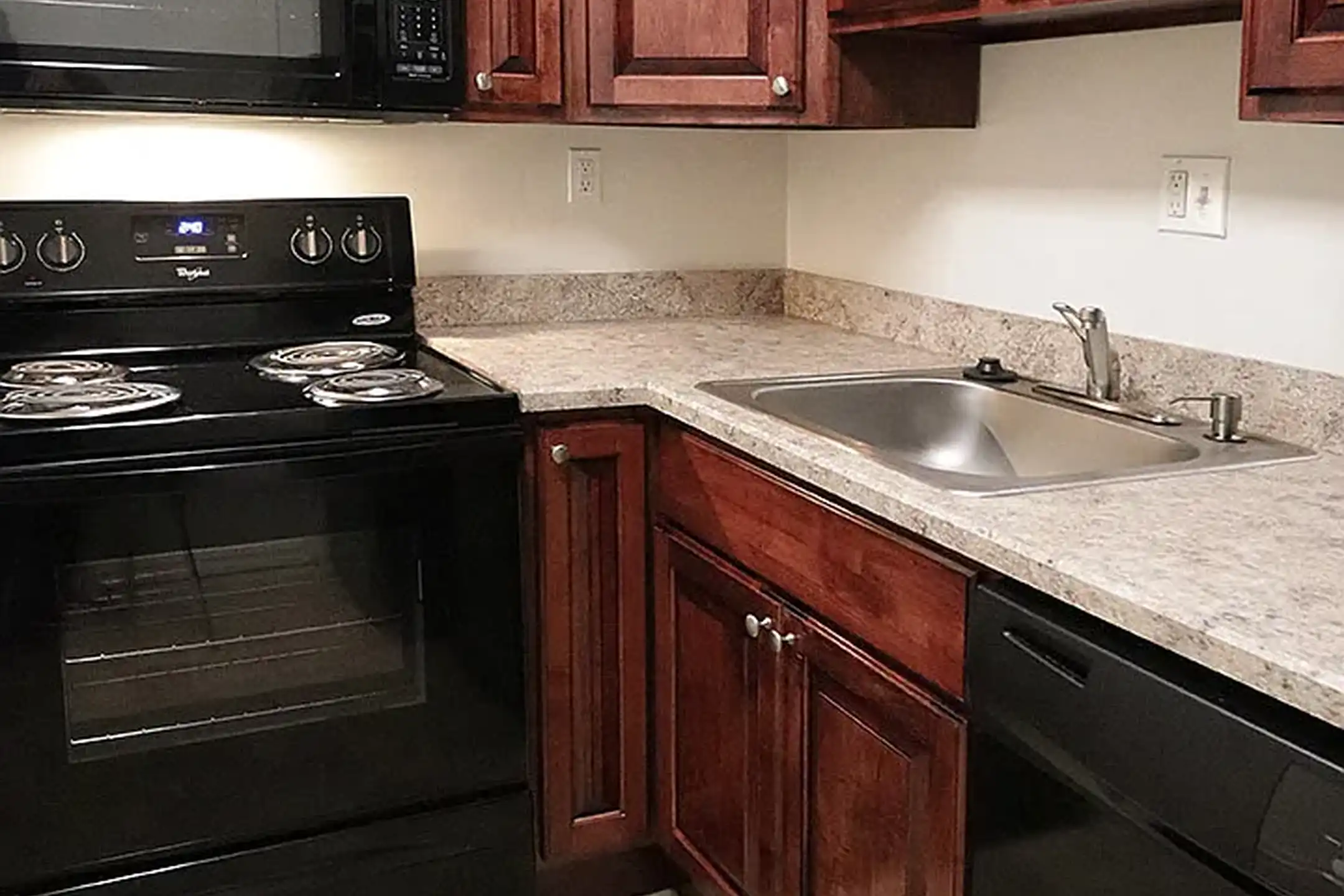 Spring Ridge Apartments - Whitehall, PA 18052 | ApartmentGuide.com