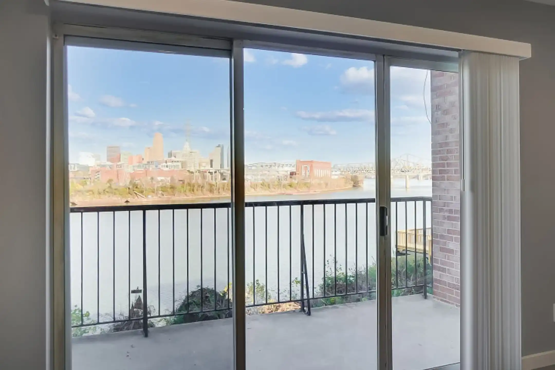 CitiView On The River - Covington, KY 41011 | ApartmentGuide.com