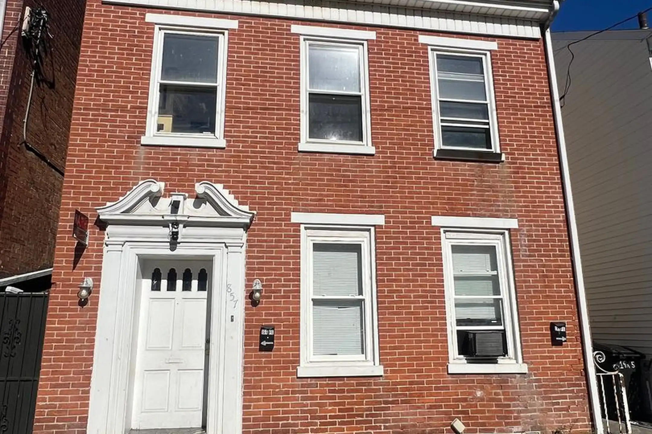 857 E Market St unit 2nd Floor - York, PA 17403 | ApartmentGuide.com