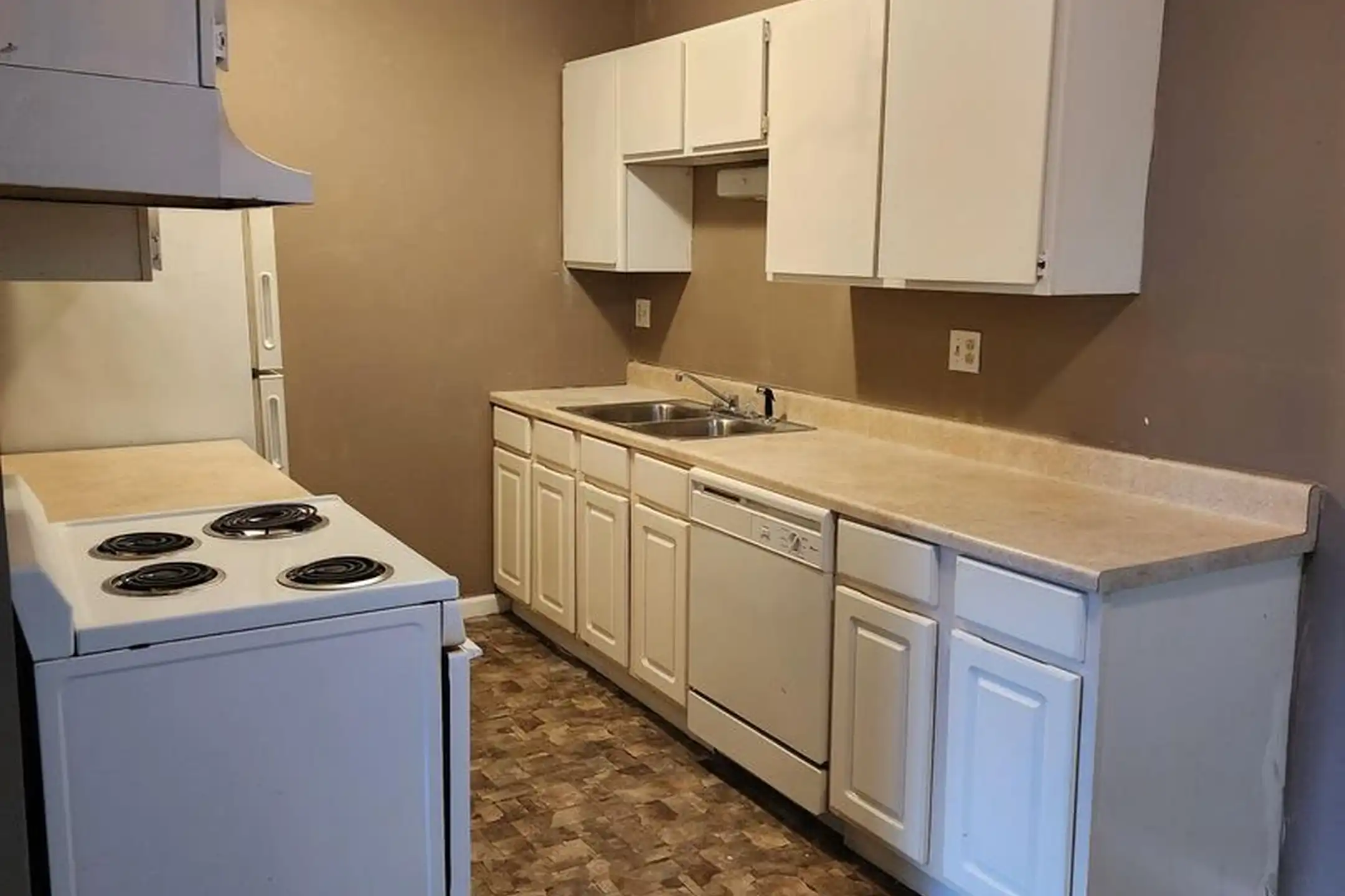 421 S 19th St unit #11 - Herrin, IL 62948 | ApartmentGuide.com