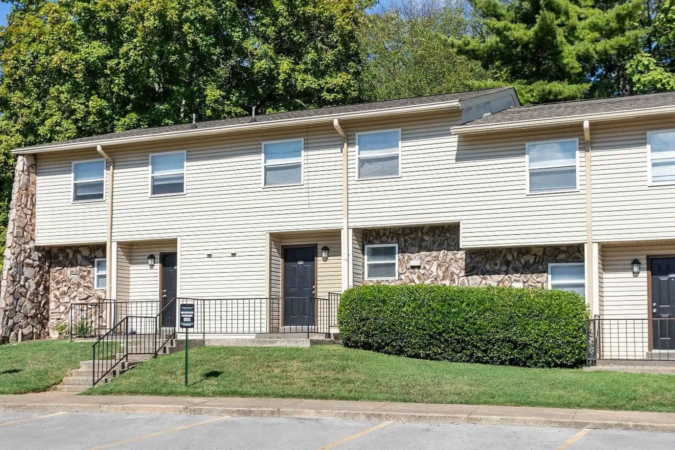 The Residences at Stonebrook Apartment Homes - Nashville, TN 37211 ...