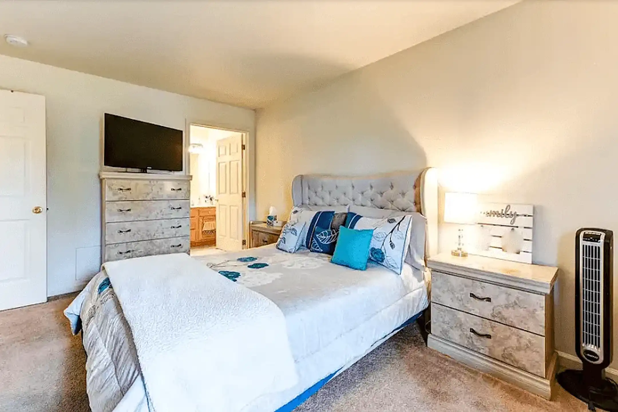Oak Meadows - Sinking Spring, PA 19608 | ApartmentGuide.com