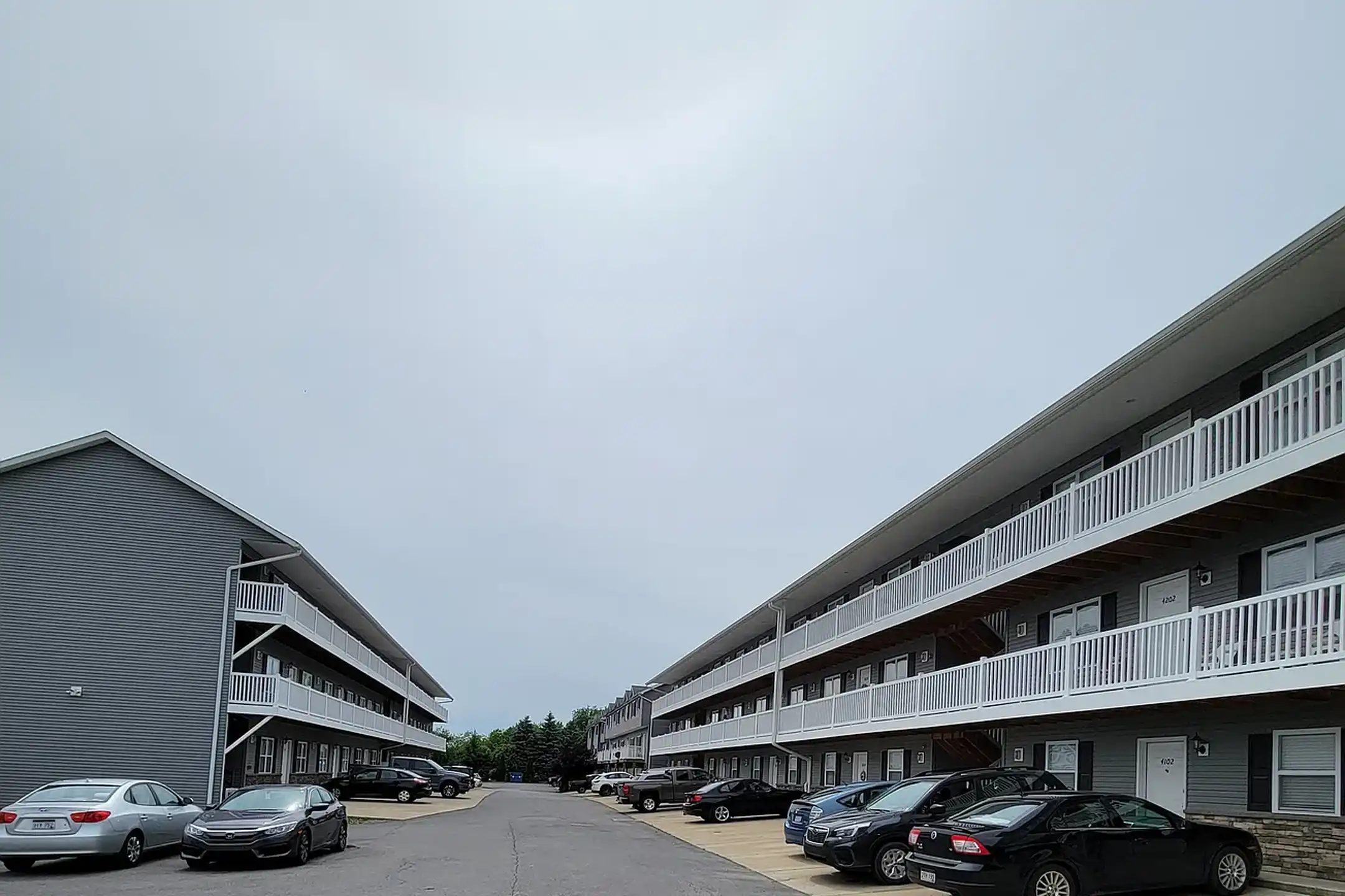 Mountain View Estates - Morgantown, WV 26501 | ApartmentGuide.com
