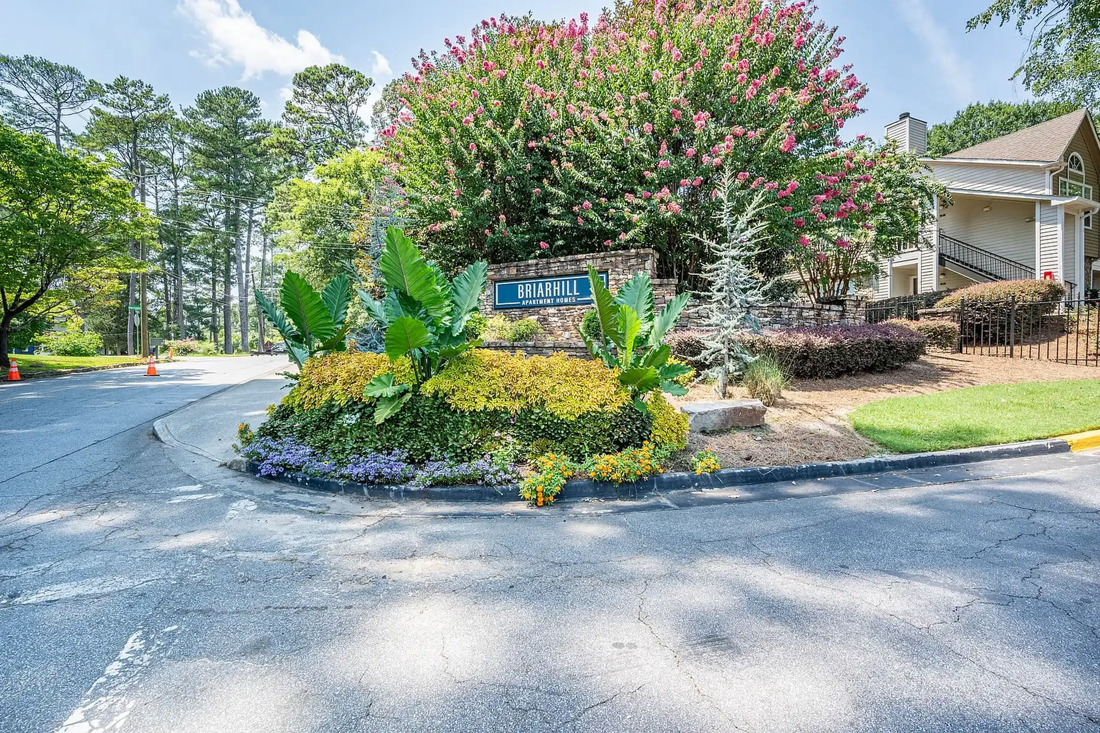 Briarhill Apartment Homes - Atlanta, GA 30324 | ApartmentGuide.com