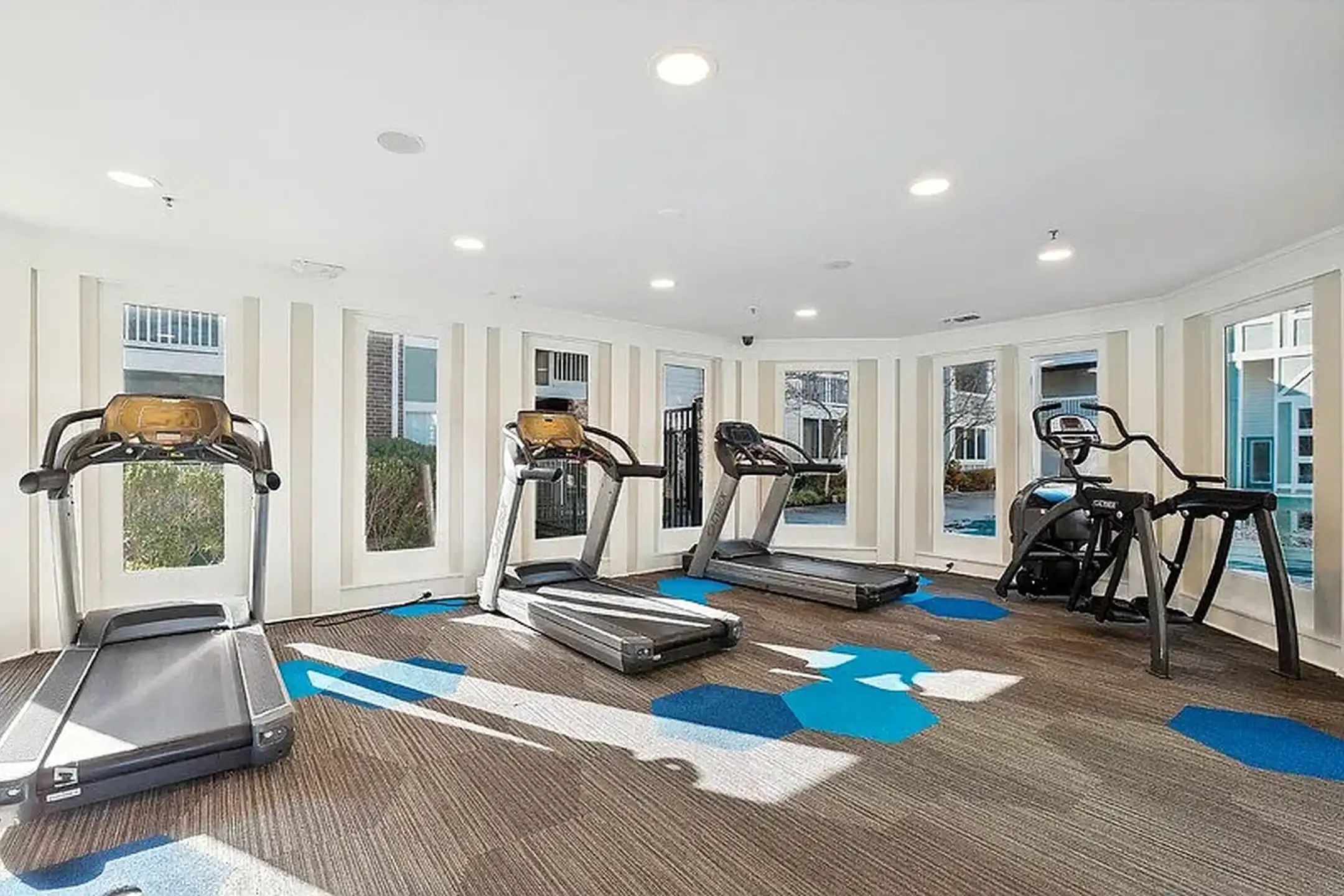 The Crossings at Russett - Laurel, MD 20724 | ApartmentGuide.com