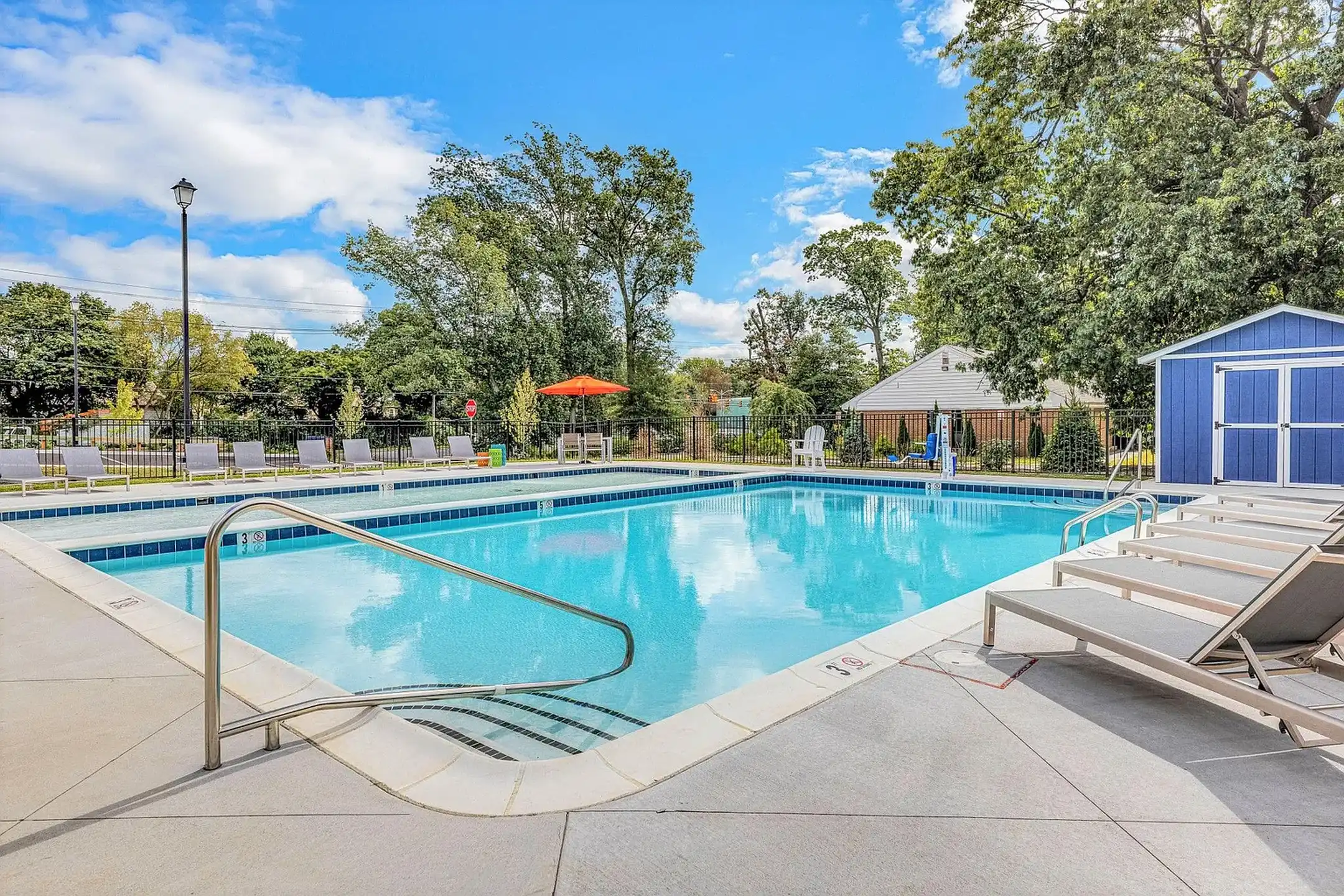 Ramblewood Village - Mount Laurel, NJ 08054 | ApartmentGuide.com