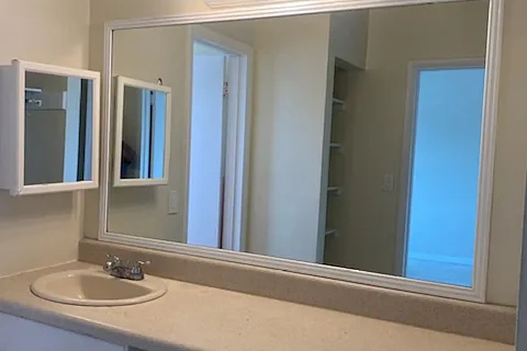 Ken-Bar Apartments, LLC - Fort Lauderdale, FL 33304 | ApartmentGuide.com