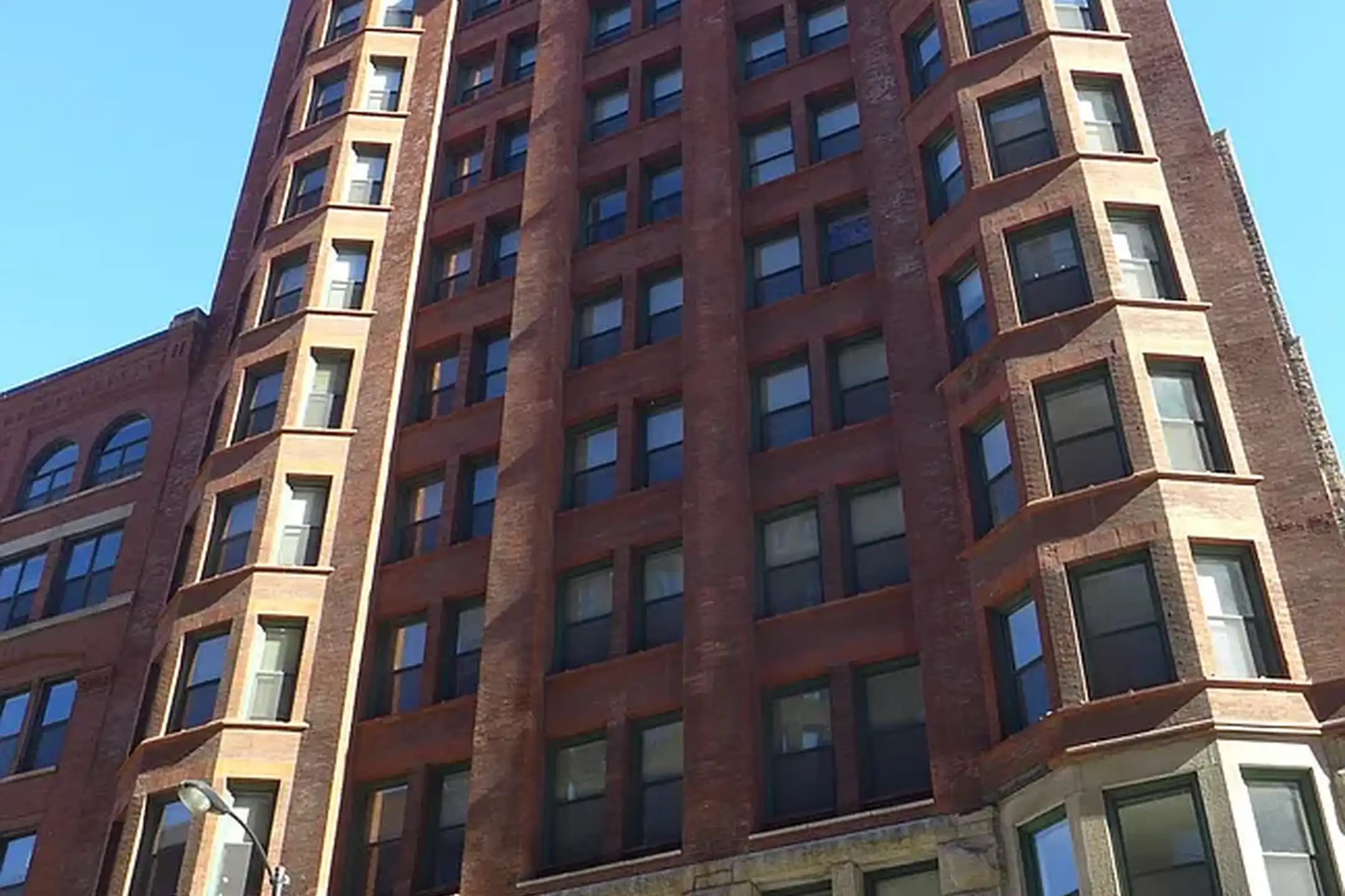 537 S Dearborn Terminals Building - Chicago, IL 60605 | ApartmentGuide.com
