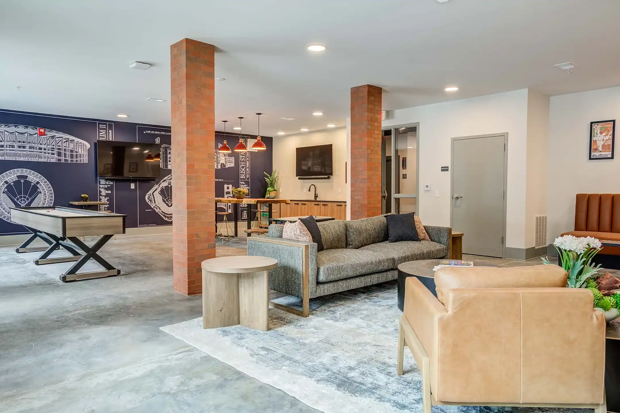 11th & Spruce - Saint Louis, MO 63102 | ApartmentGuide.com