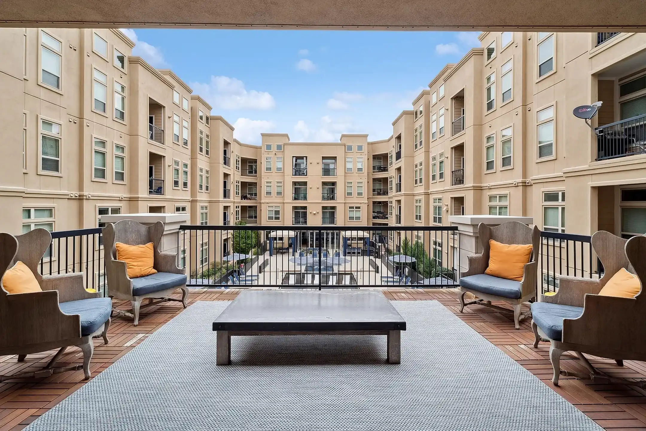 AMLI RidgeGate - Lone Tree, CO 80124 | ApartmentGuide.com