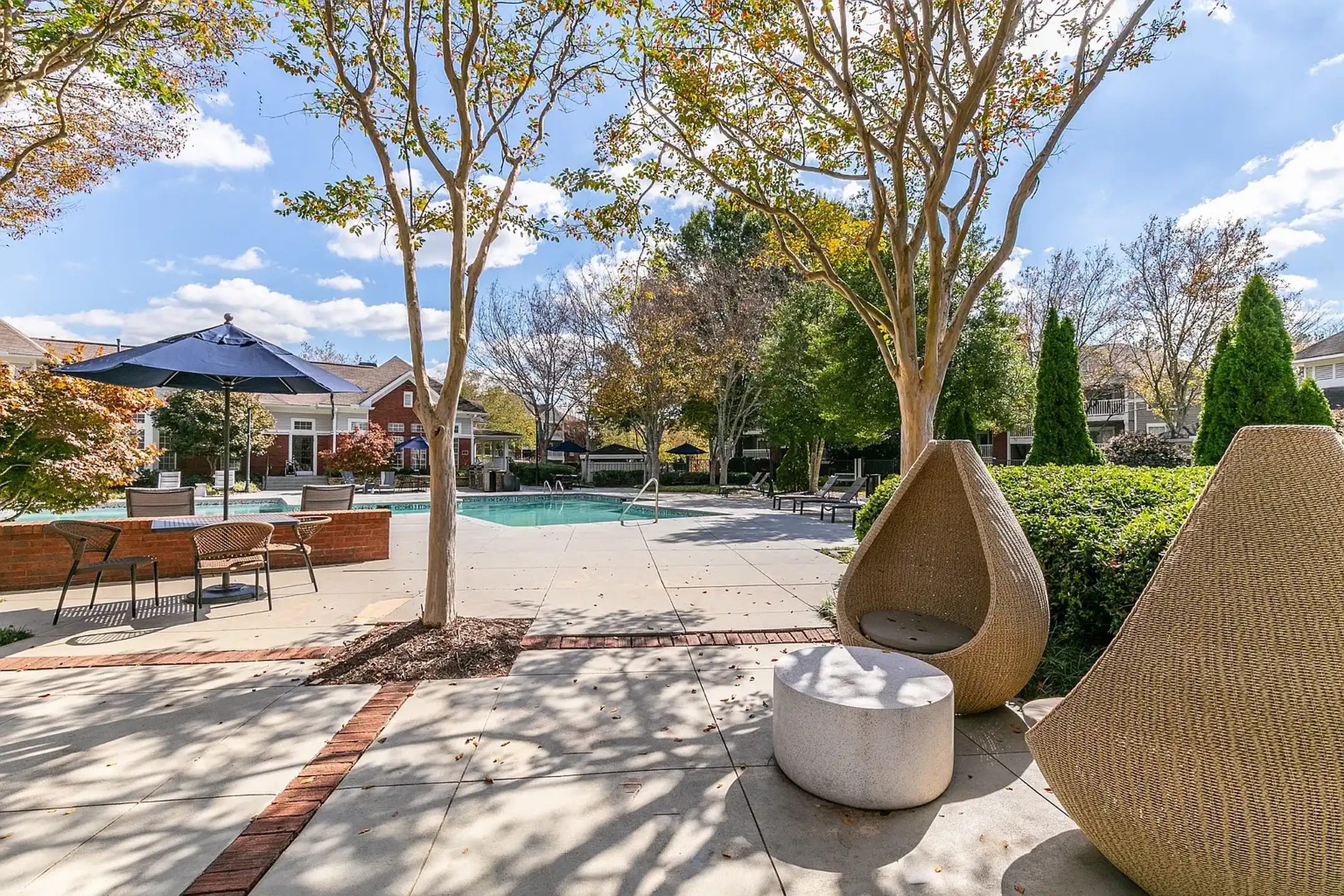 Roswell Village - Roswell, GA 30075 | ApartmentGuide.com