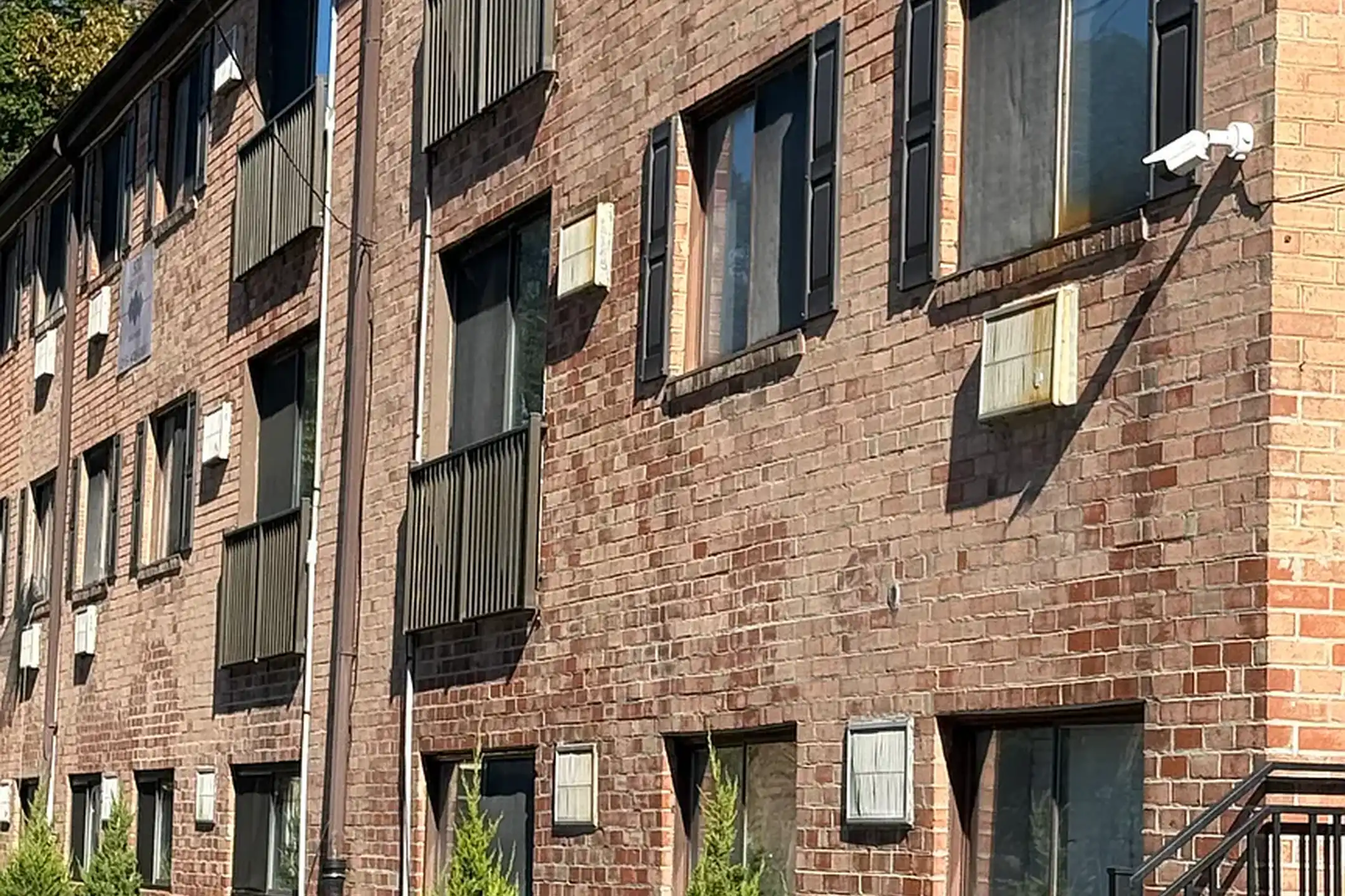 Cedar Square Apartments - Philadelphia, PA 19119 | ApartmentGuide.com