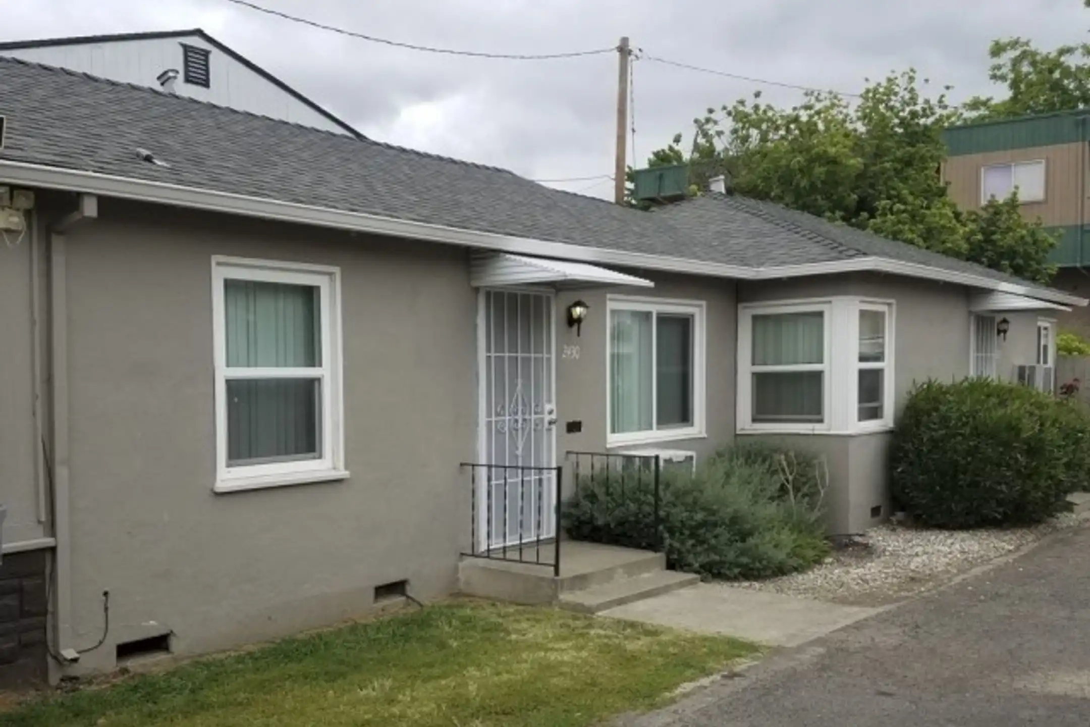 2426 Connie Dr unit 2430 - Sacramento, CA 95815 | ApartmentGuide.com