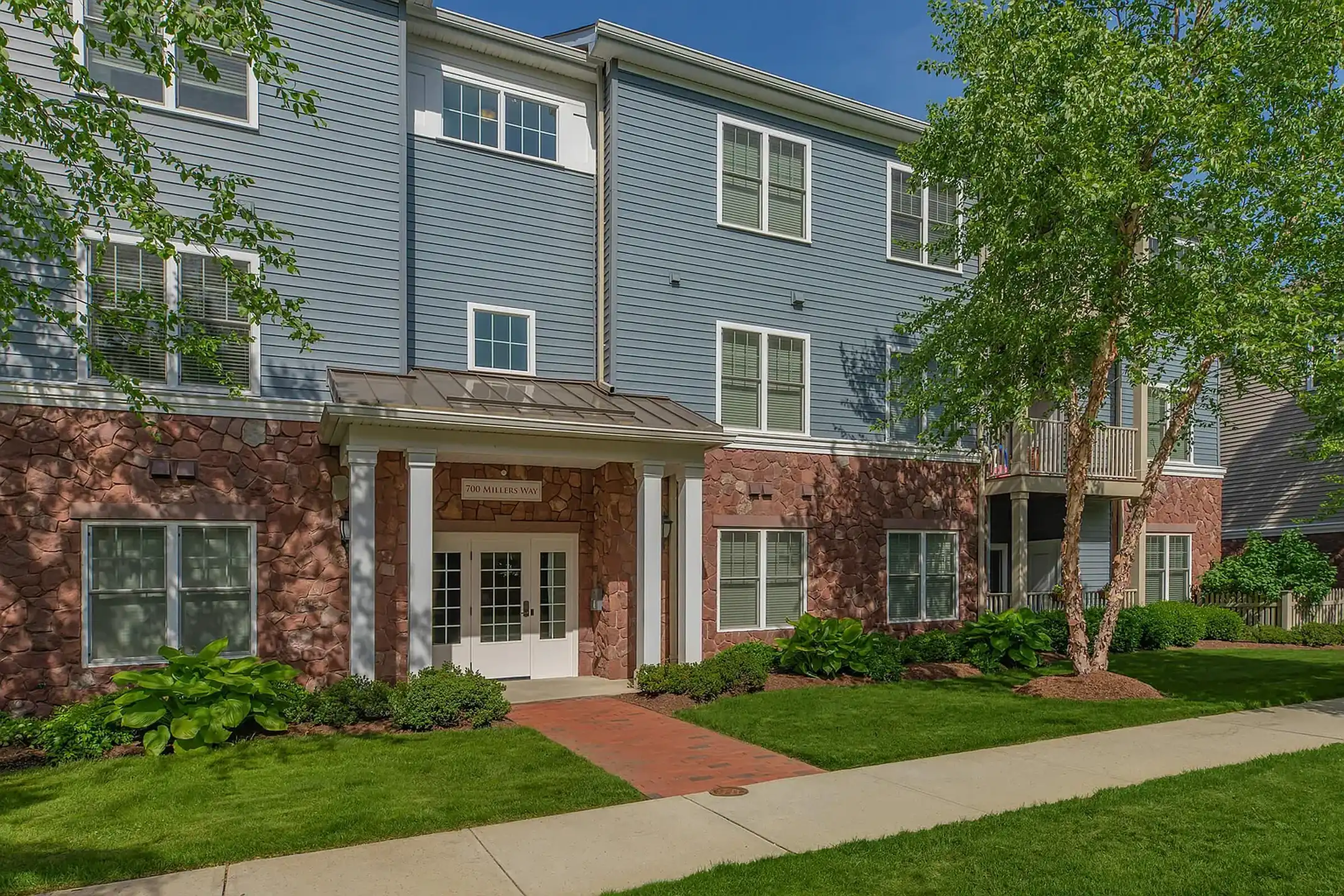Mill Commons - Simsbury, CT 06070 | ApartmentGuide.com
