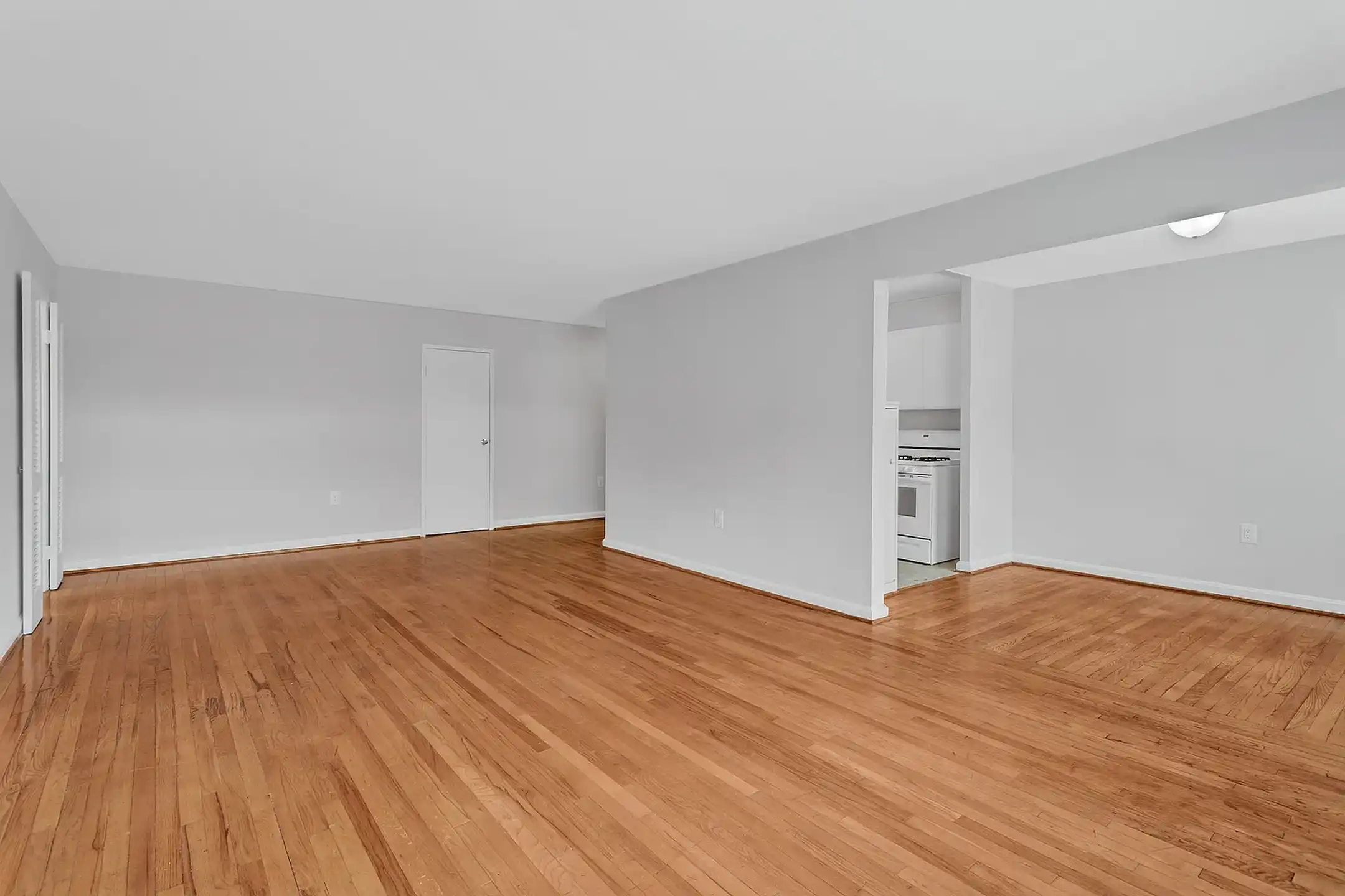 HOC @ Battery Lane - Bethesda, MD 20814 | ApartmentGuide.com