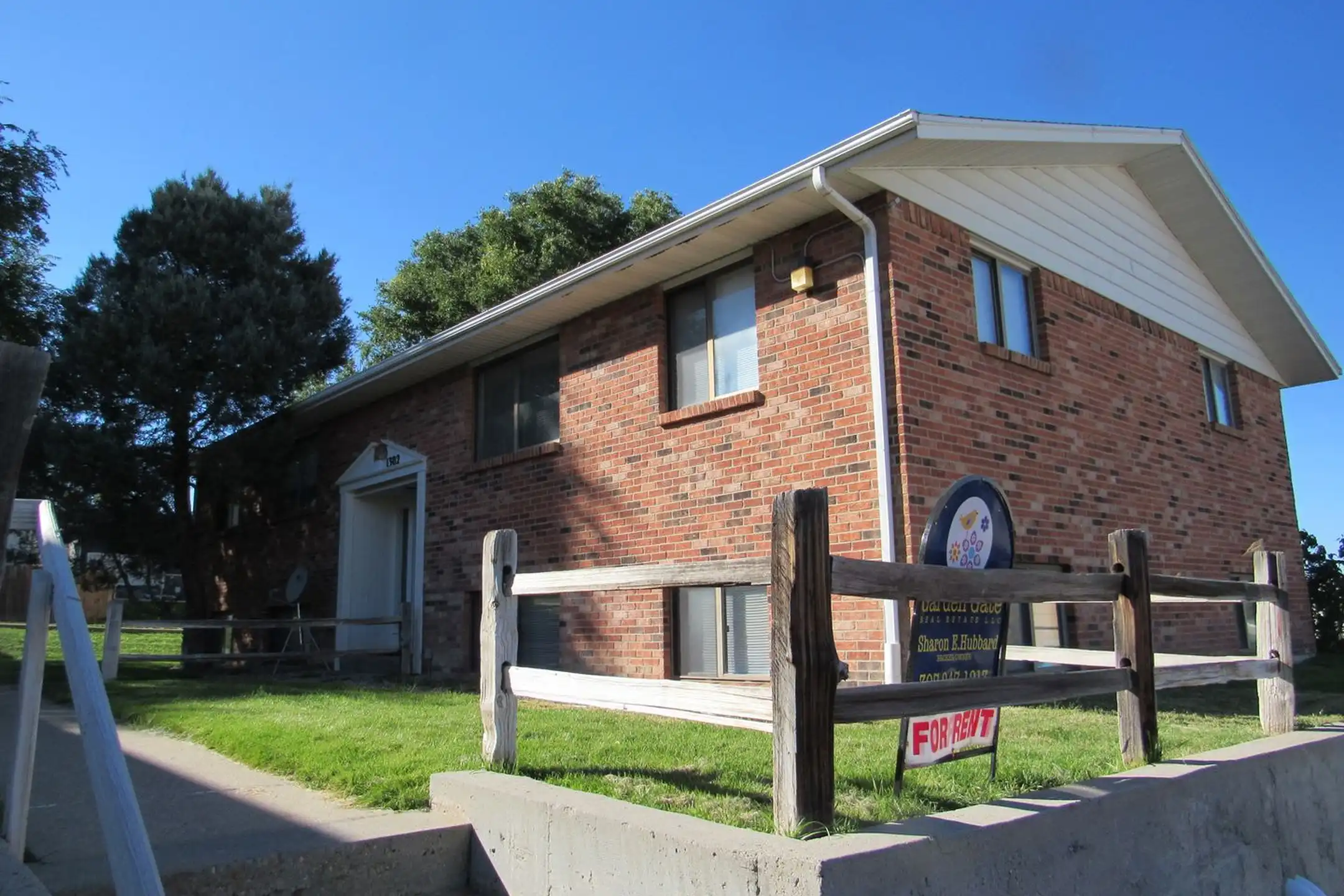 1302 S Lowell St unit A - Casper, WY 82601 | ApartmentGuide.com