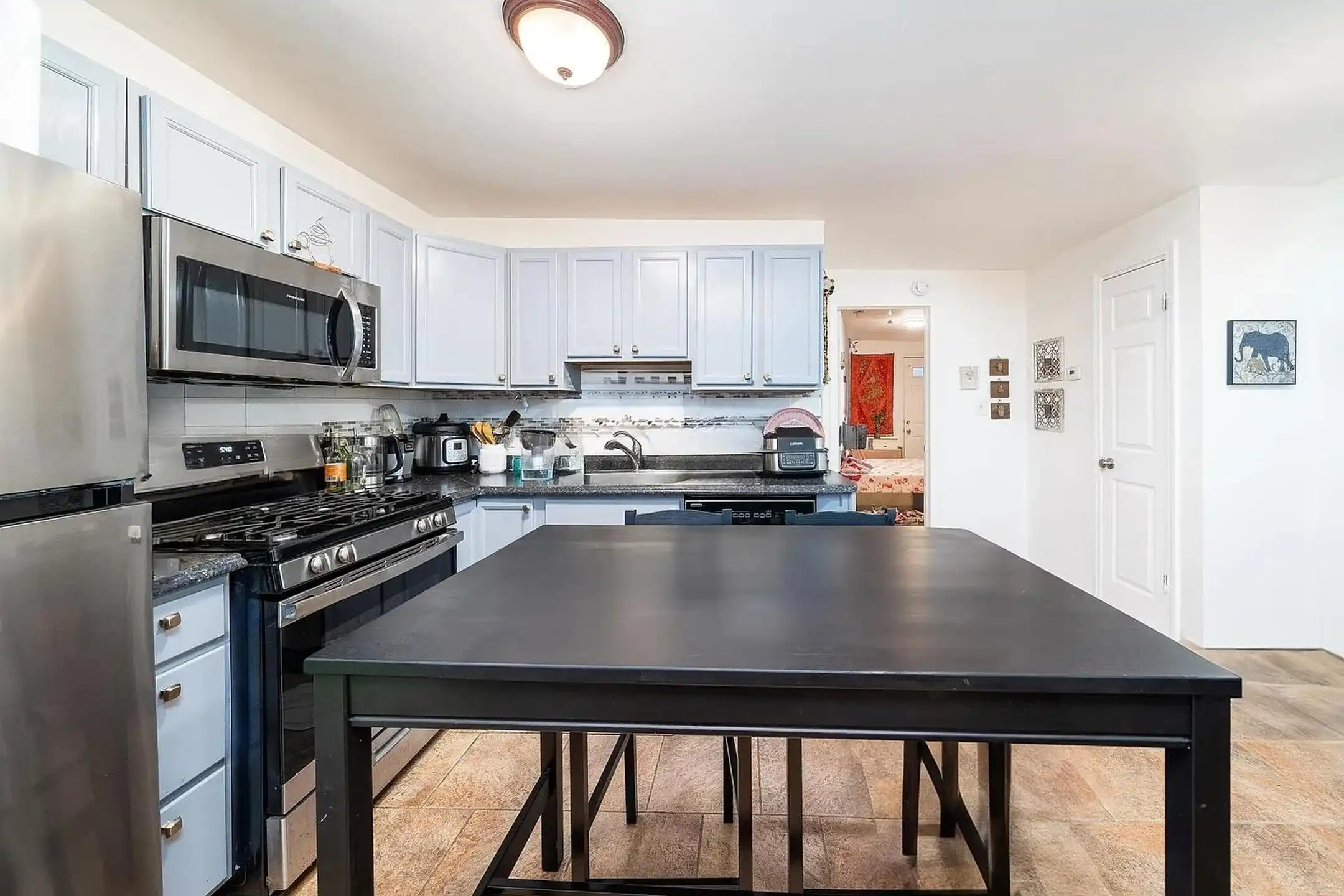 275 7th St unit G - Jersey City, NJ 07302 | ApartmentGuide.com