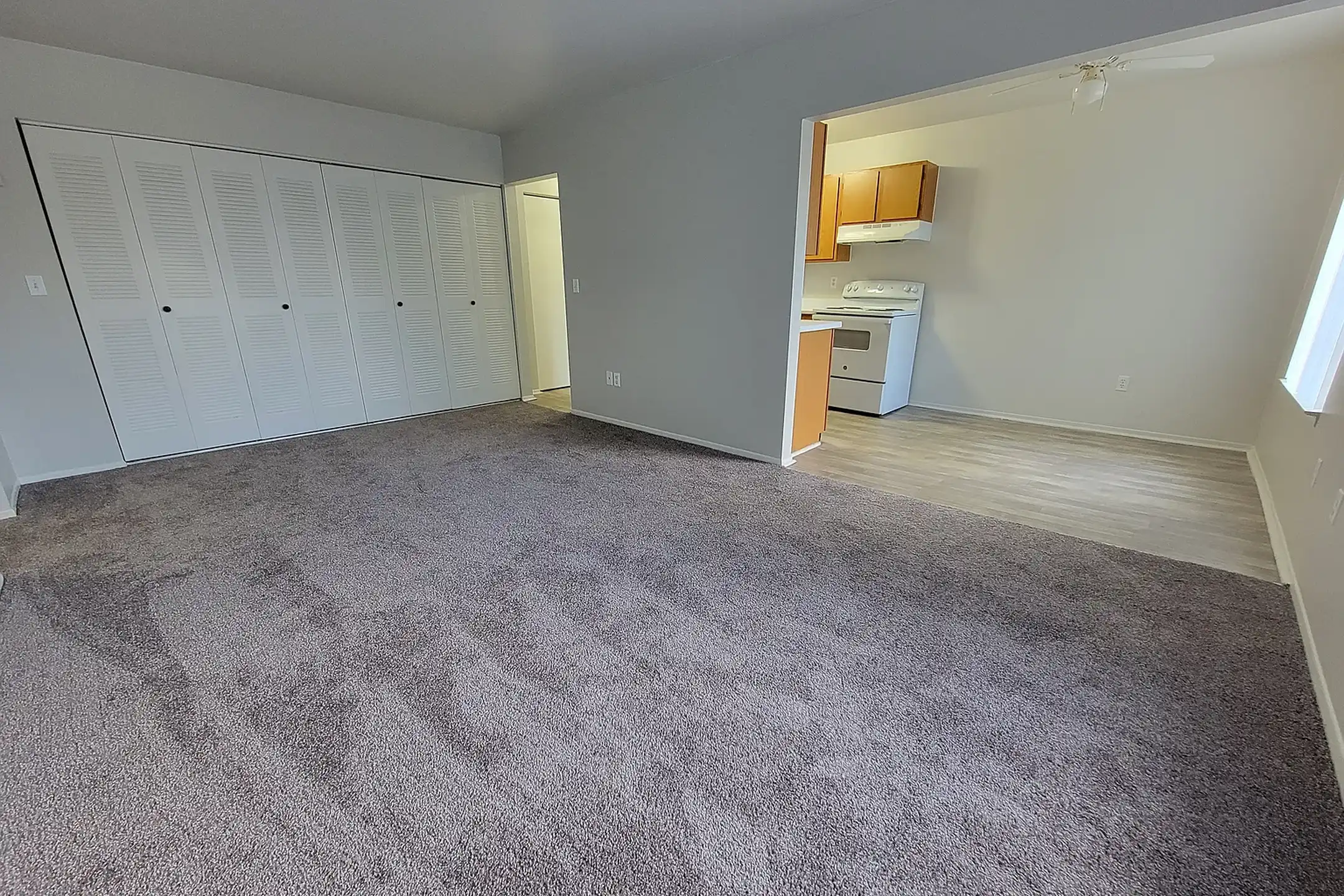 Garfield Commons - Clinton Township, MI 48038 | ApartmentGuide.com