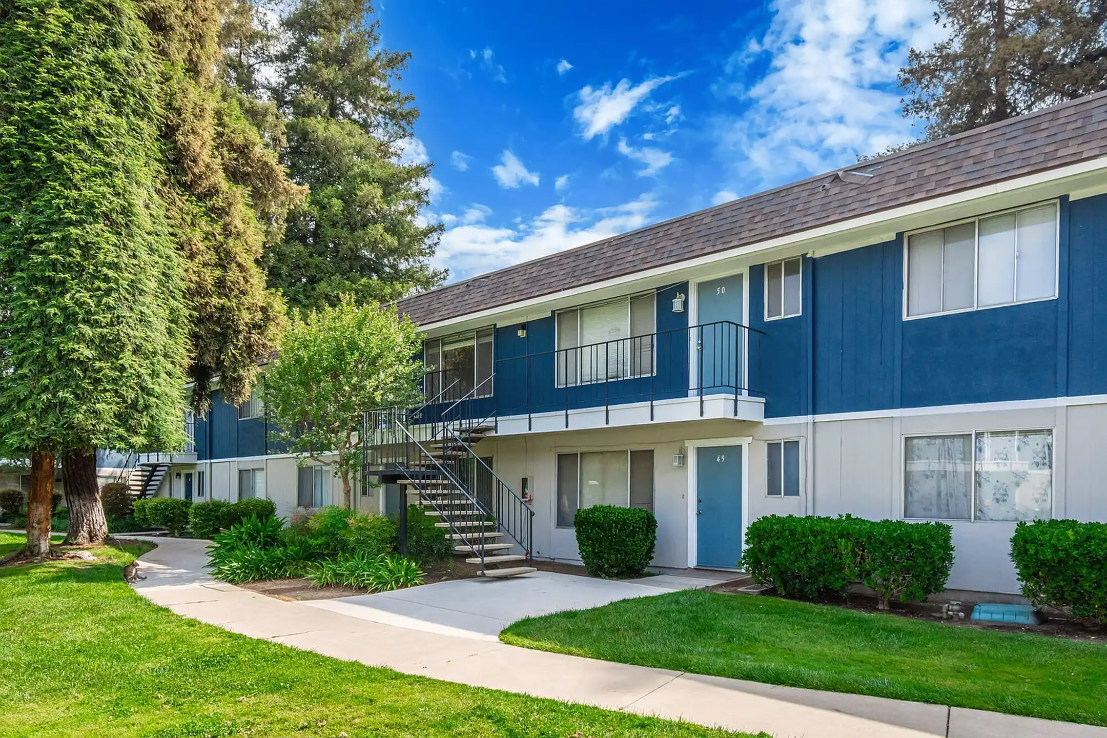 Oakridge Apartments - Stockton, CA 95207 | ApartmentGuide.com
