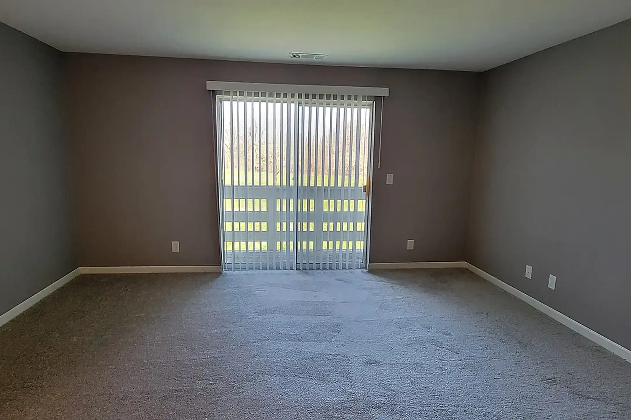 Wallen Hills - Fort Wayne, IN 46825 | ApartmentGuide.com