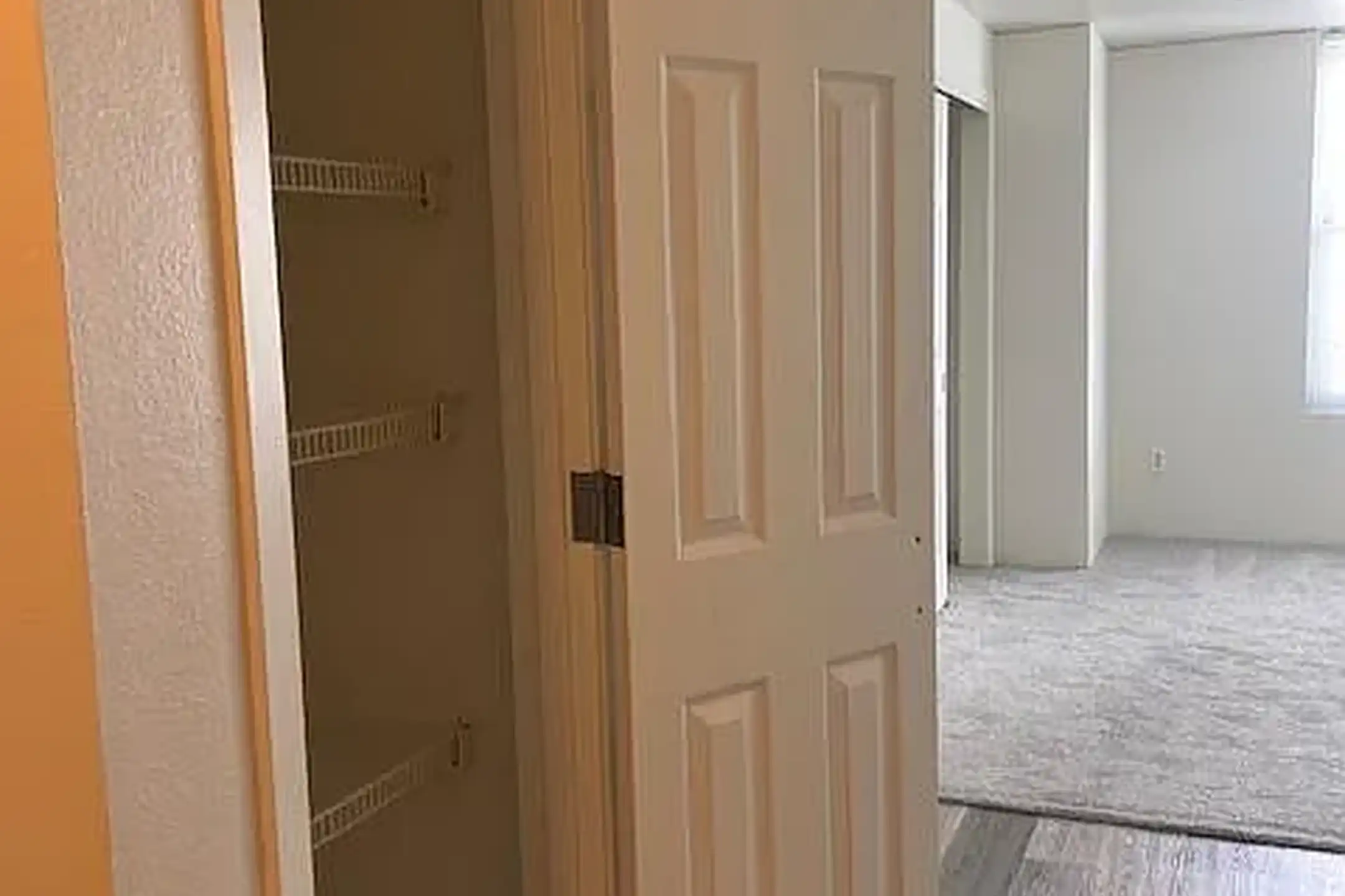 Kulana Hale - Honolulu, HI 96826 | ApartmentGuide.com