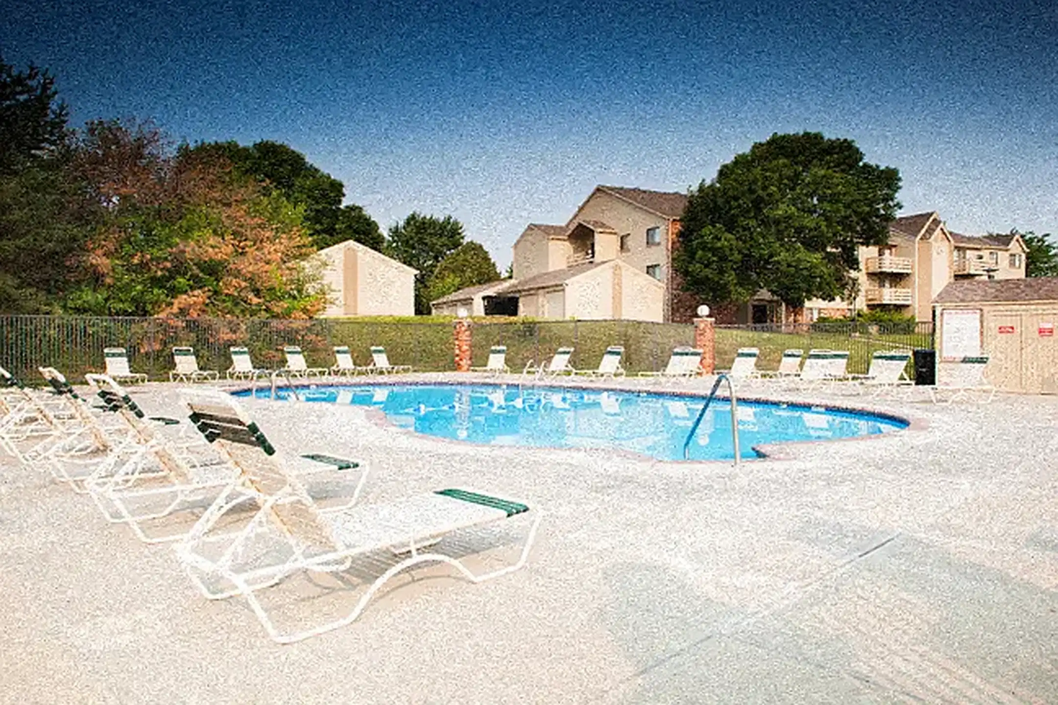 Old Cheney Place by Broadmoor - Lincoln, NE 68516 | ApartmentGuide.com