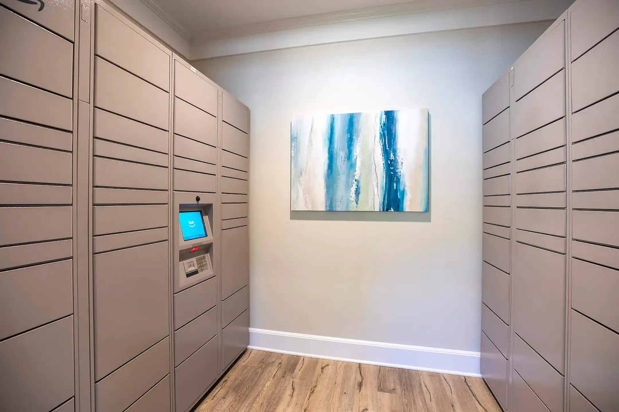 The Point at Still River - Danbury, CT 06810 | ApartmentGuide.com
