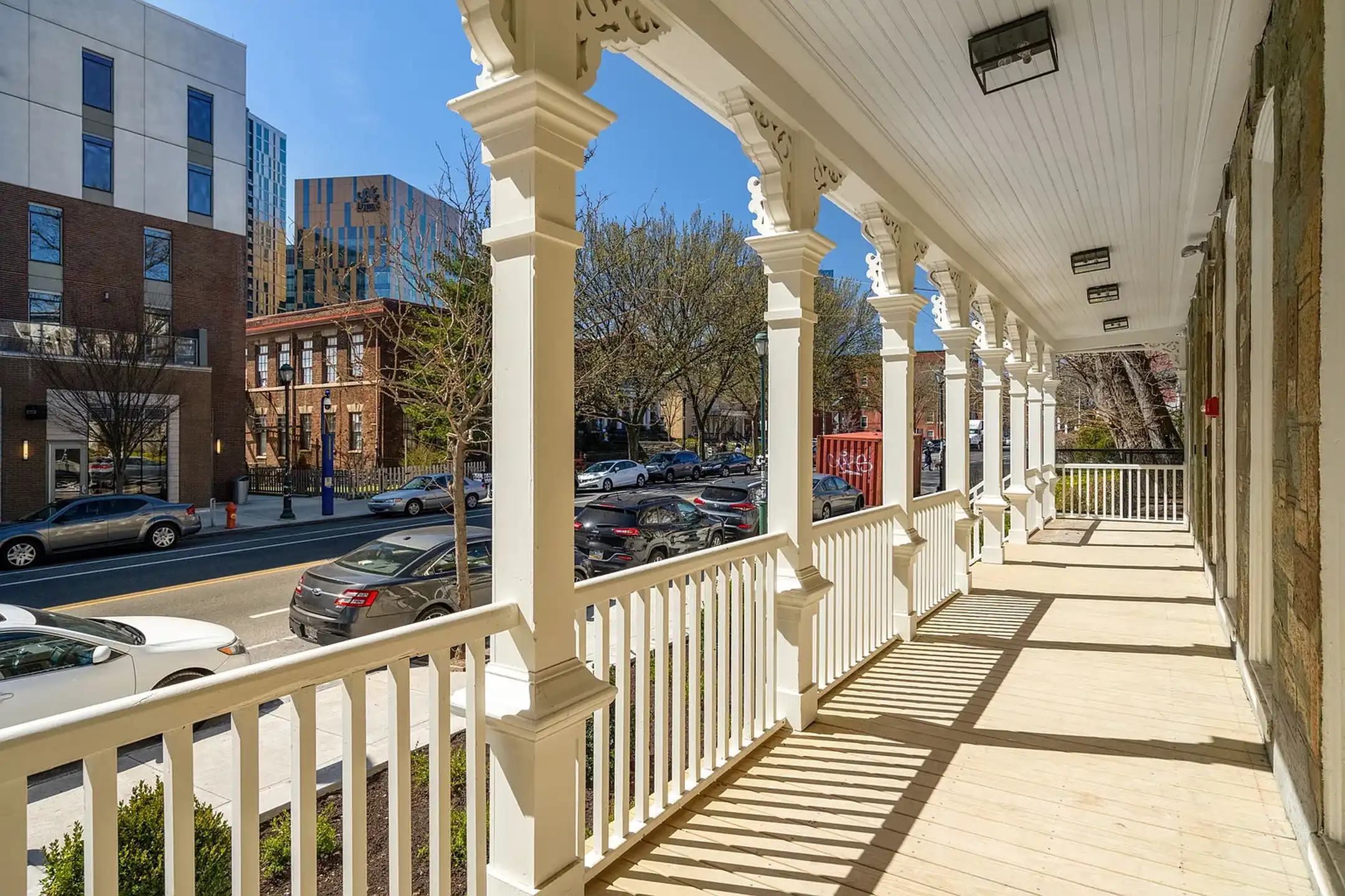 Serpentine Apartments - Philadelphia, PA 19104 | ApartmentGuide.com