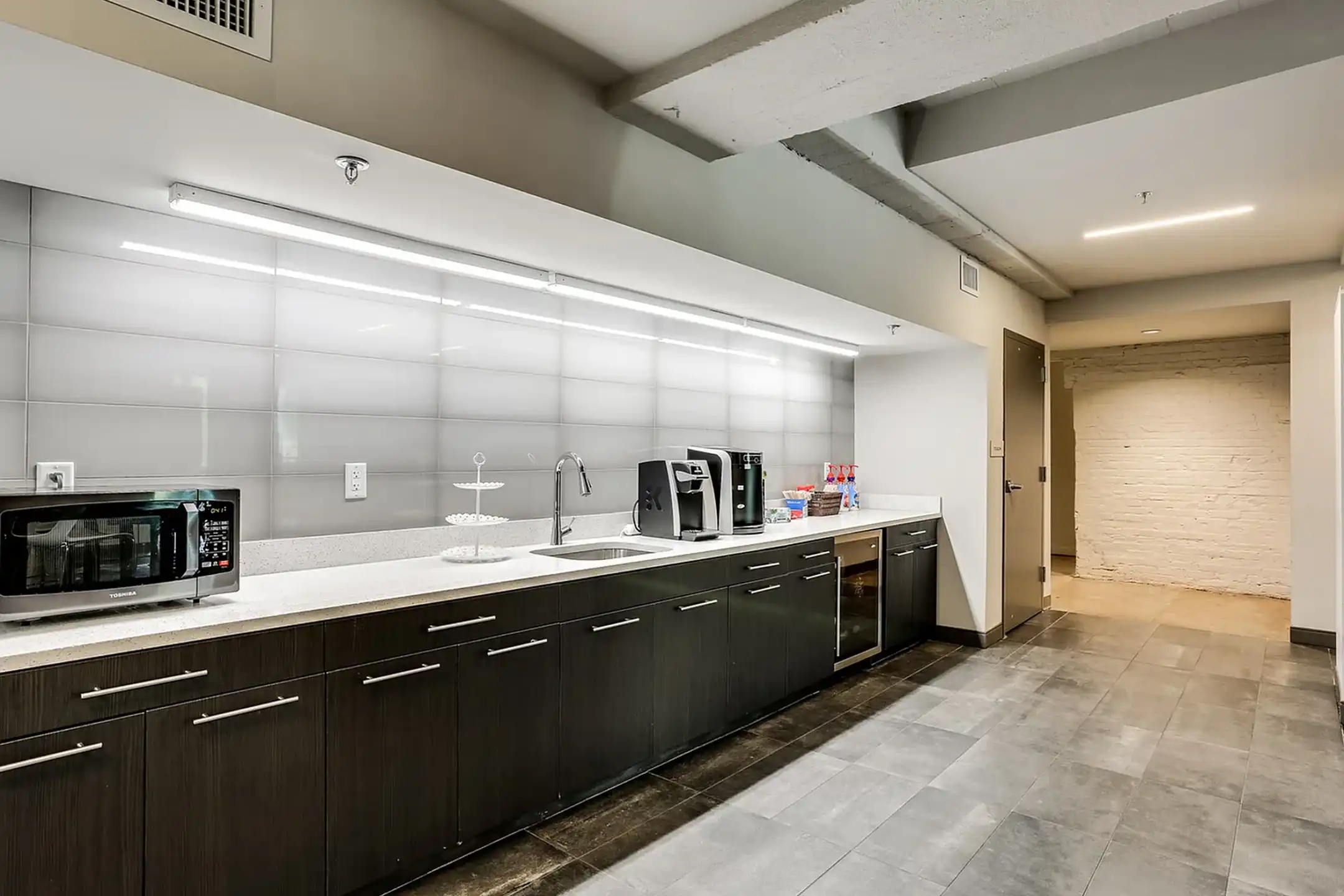 The Fox Building - Baltimore, MD 21211 | ApartmentGuide.com