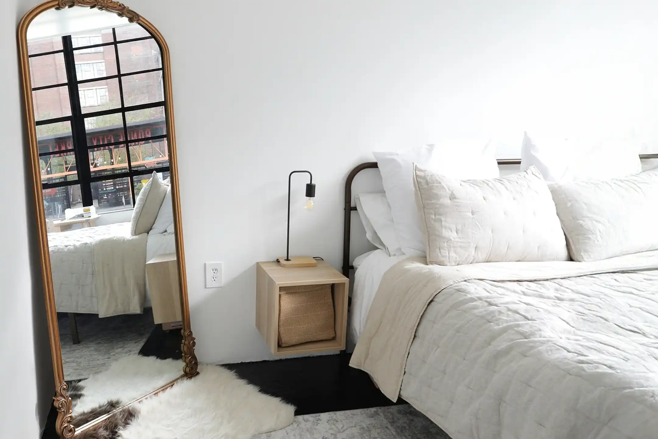 Ford Factory Lofts - Atlanta, GA 30308 | ApartmentGuide.com