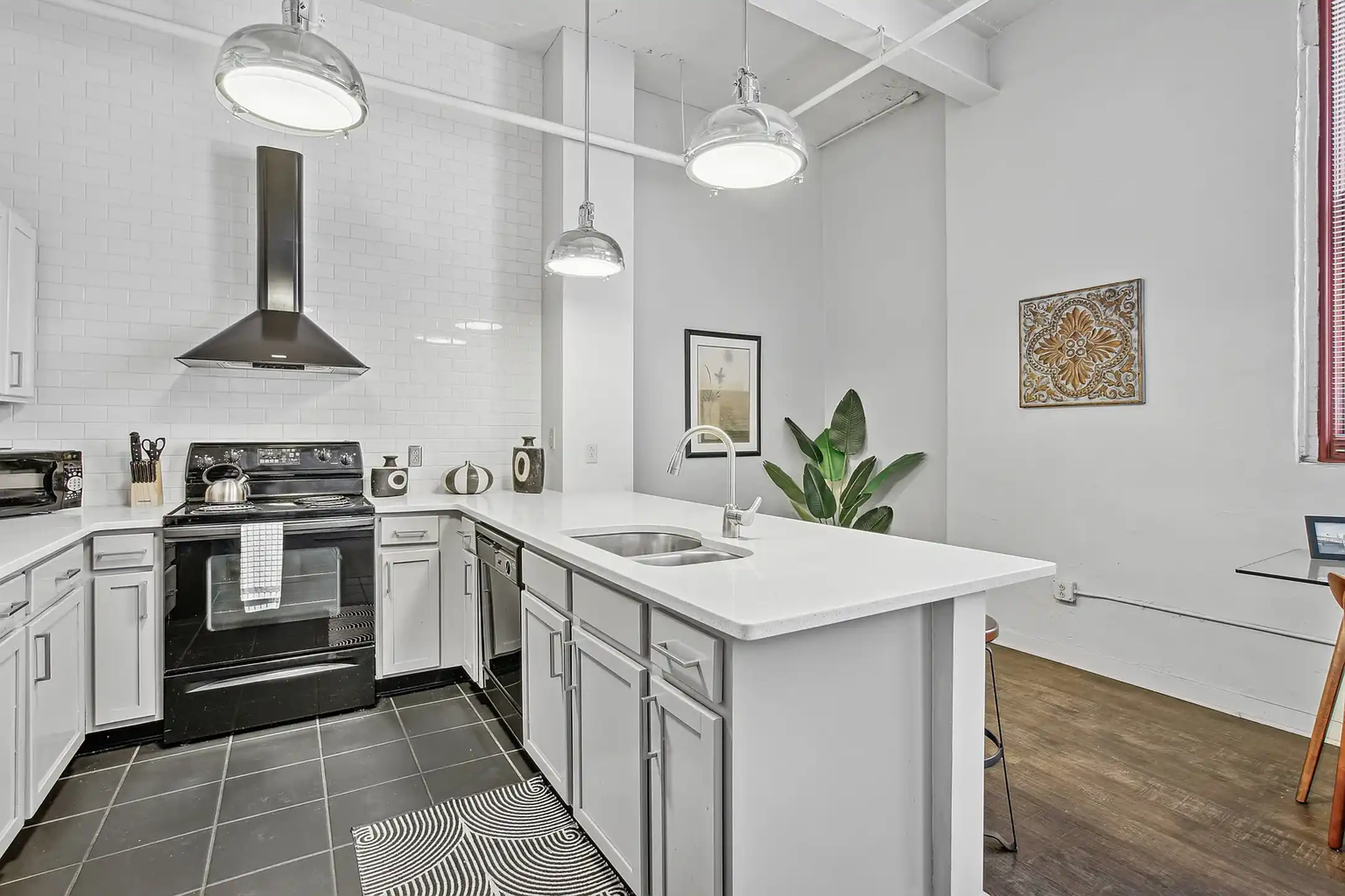 Heinz Lofts - Pittsburgh, PA 15212 | ApartmentGuide.com