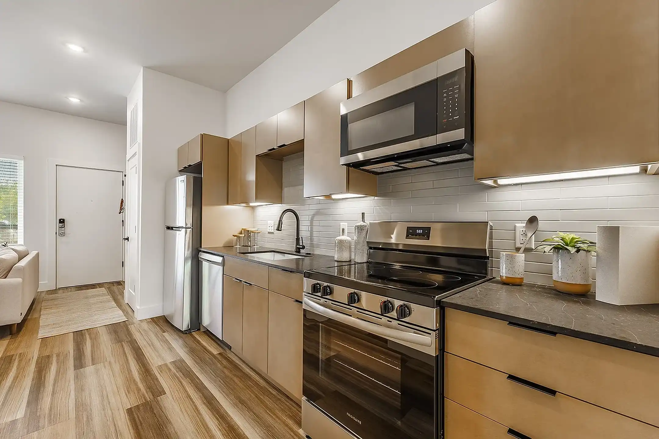 Coler Crossing - Bentonville, AR 72712 | ApartmentGuide.com