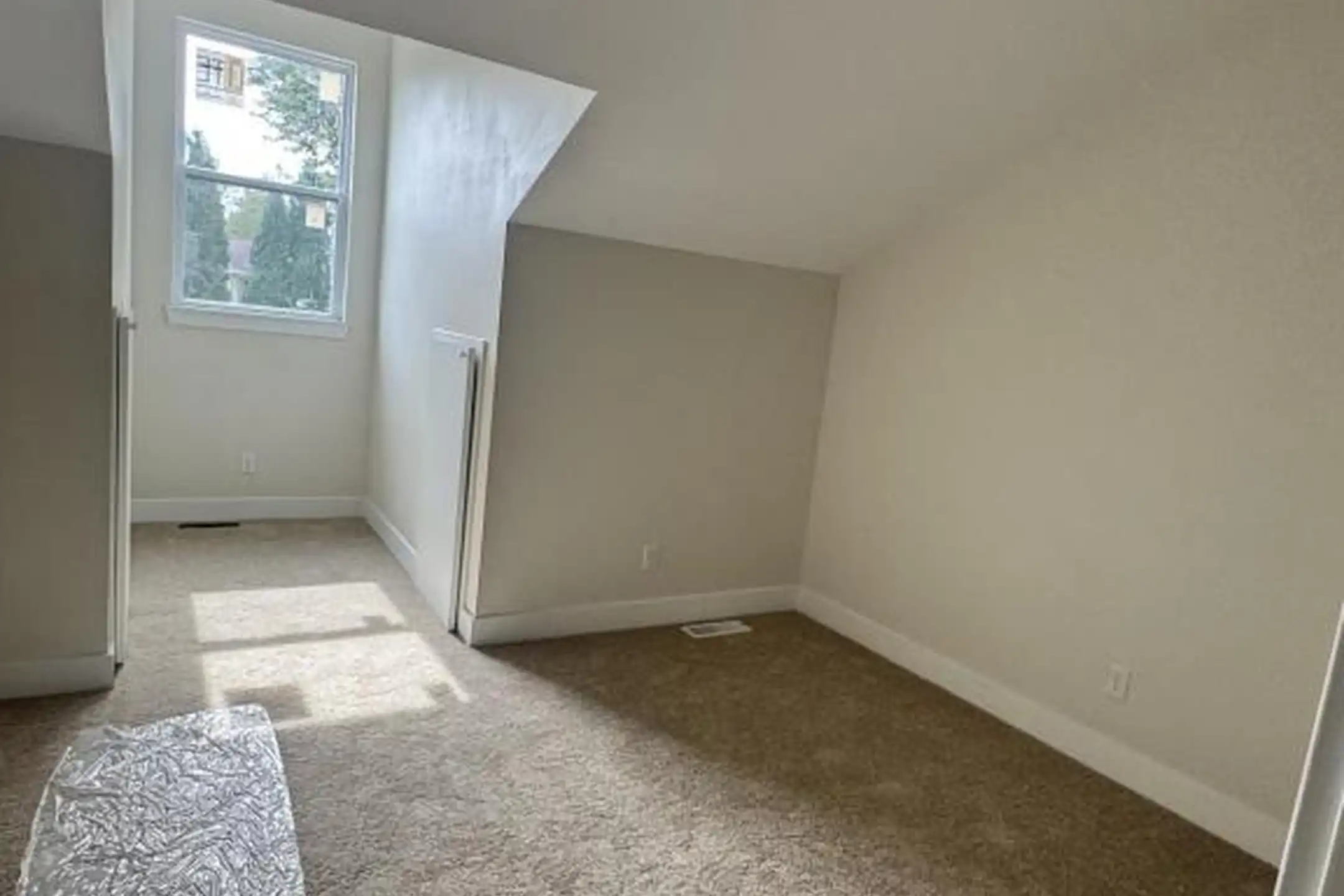 1104 Emerald Cove Drive - Clear Lake, IA 50428 | ApartmentGuide.com