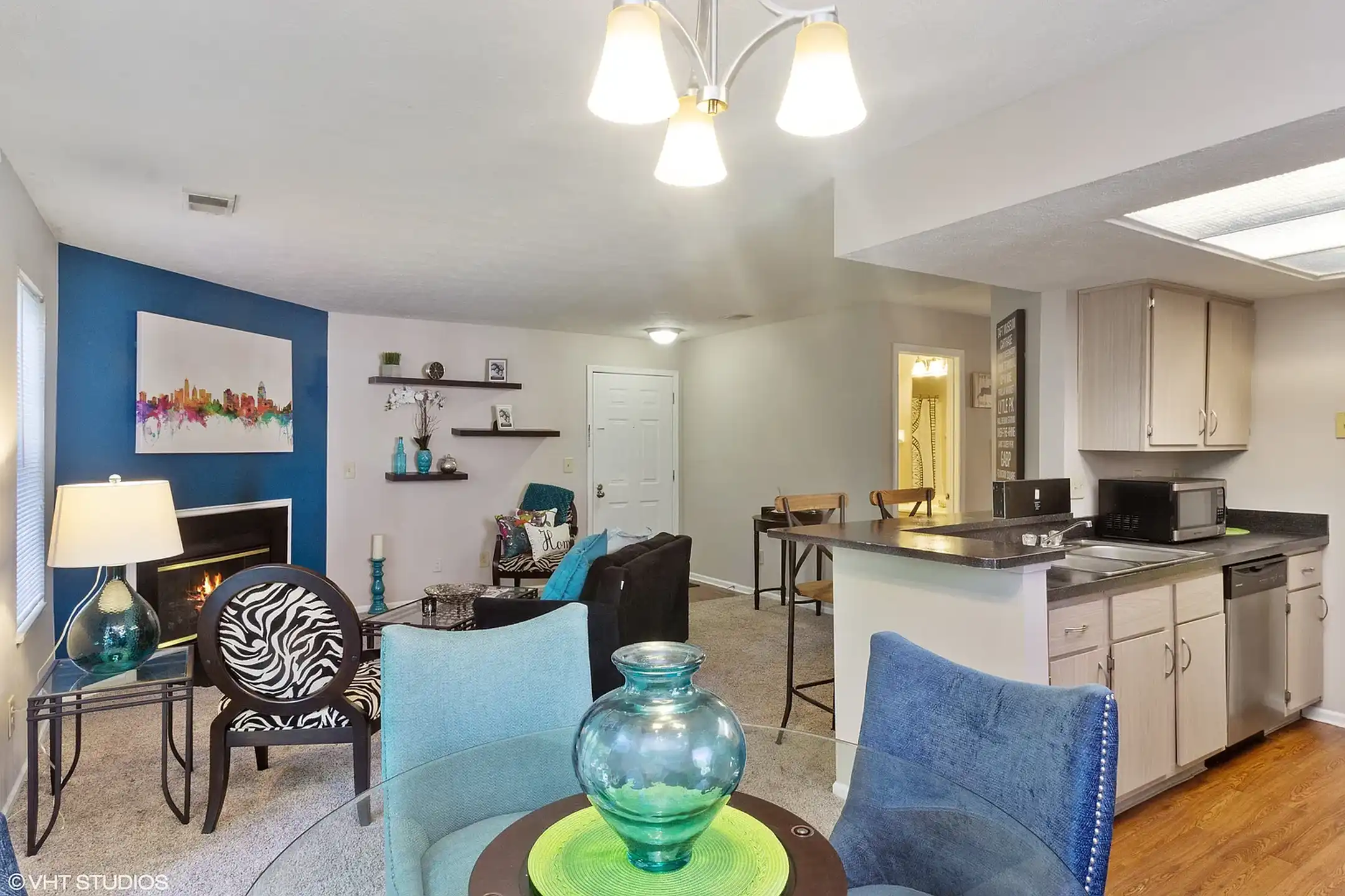 Brookstone Village - Cincinnati, OH 45209 | ApartmentGuide.com