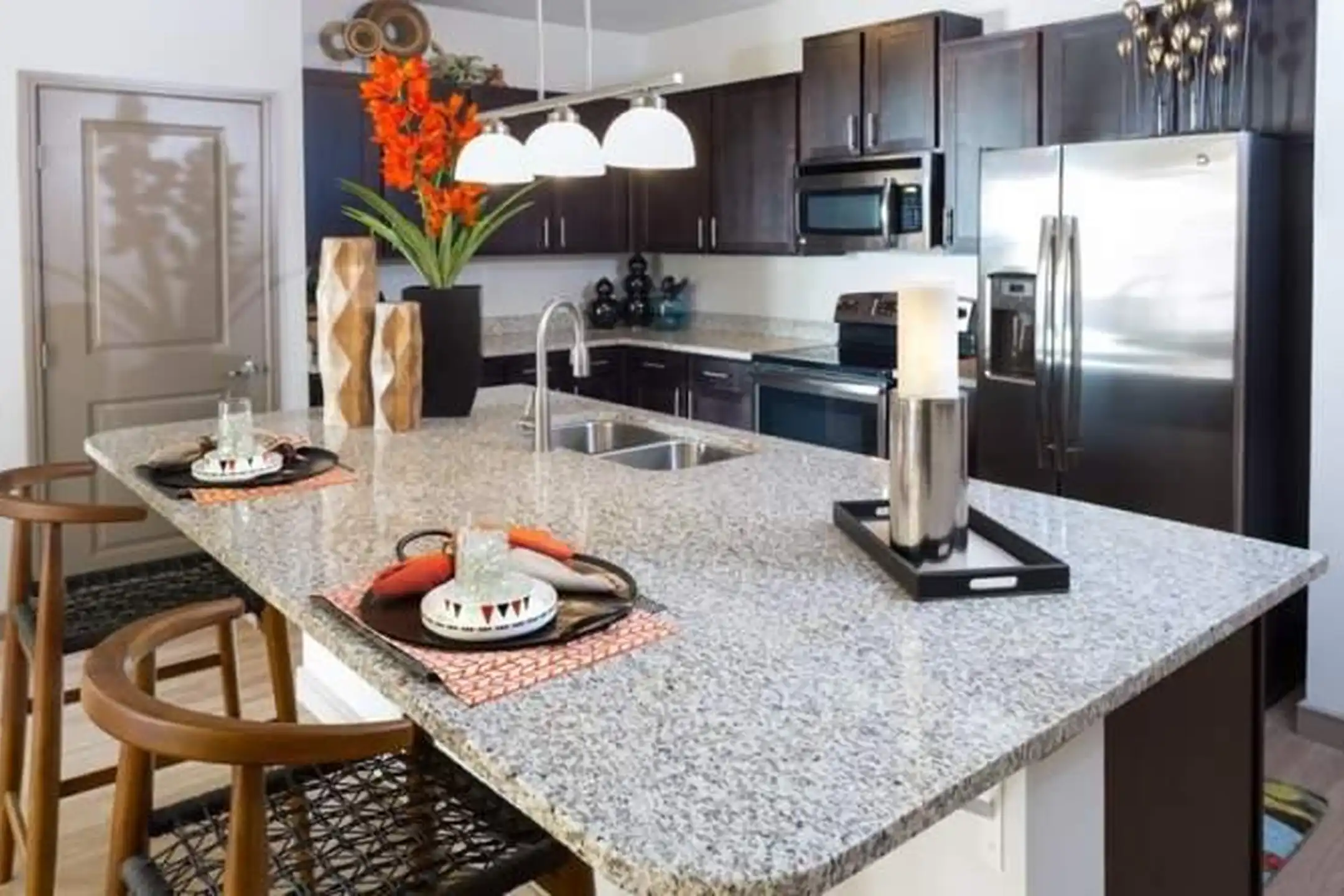 955 W President George Bush Hwy - Richardson, TX 75080 | ApartmentGuide.com