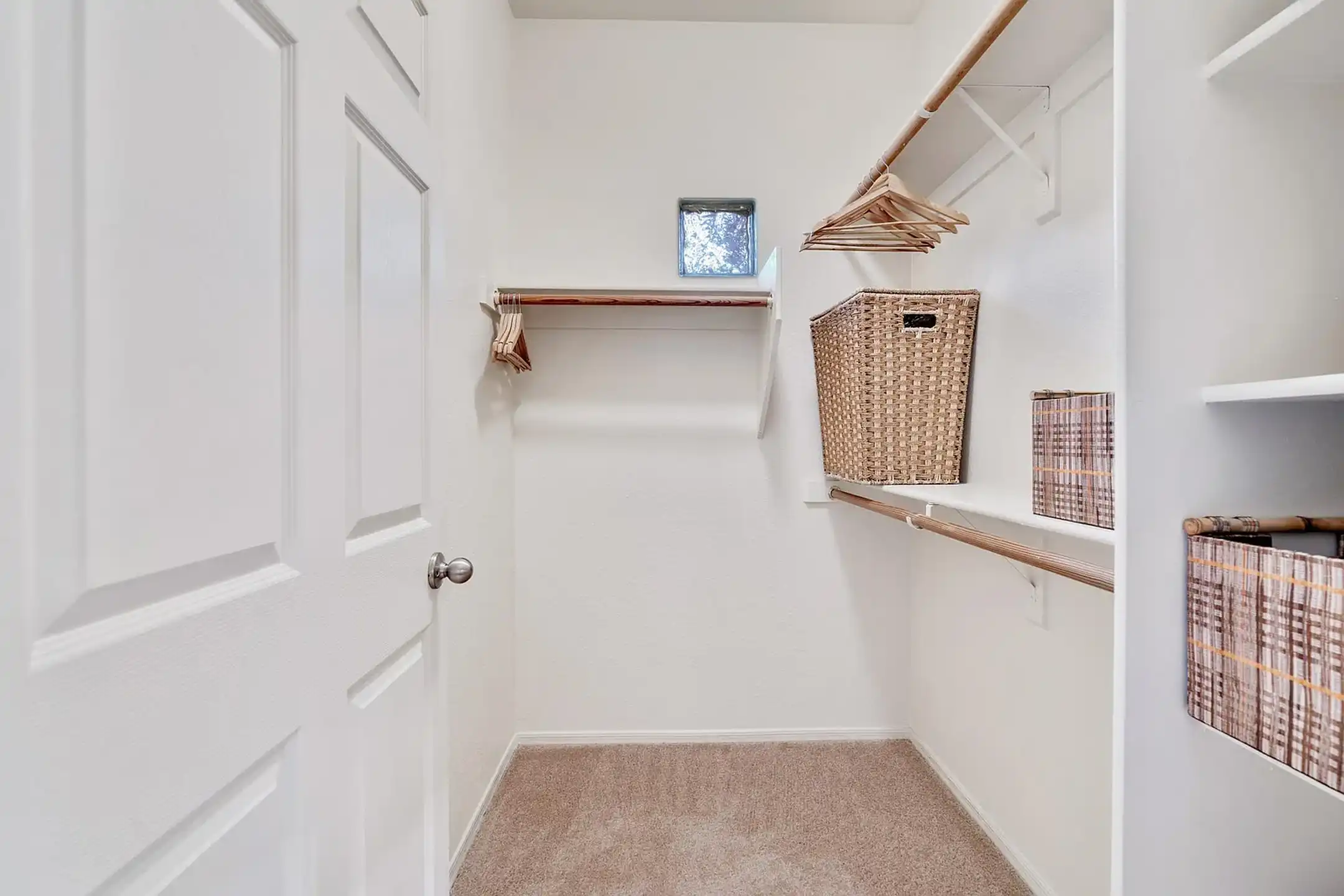 Desert Harbor - Peoria, AZ 85381 | ApartmentGuide.com