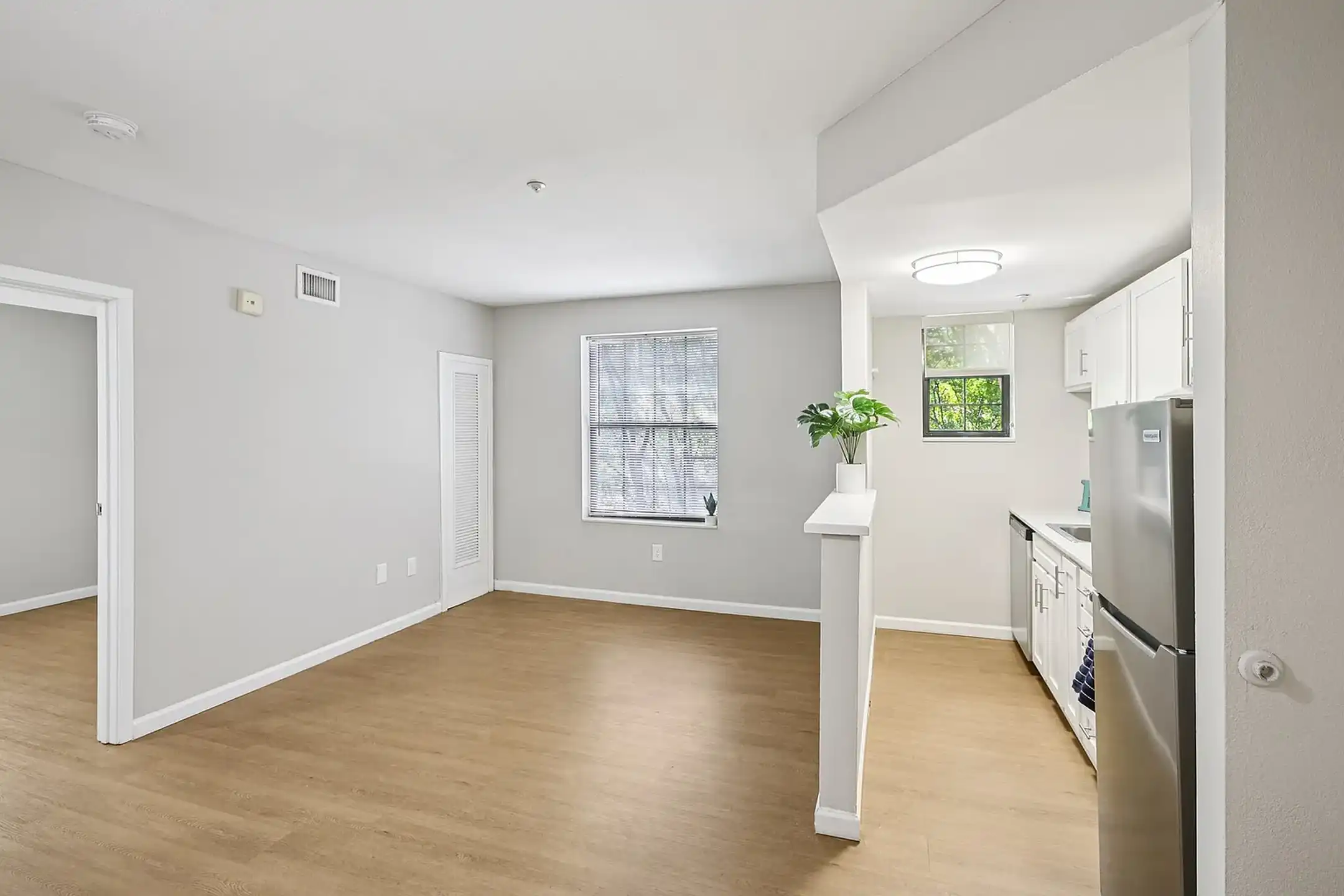 Flats at 87Ten - Charlotte, NC 28262 | ApartmentGuide.com