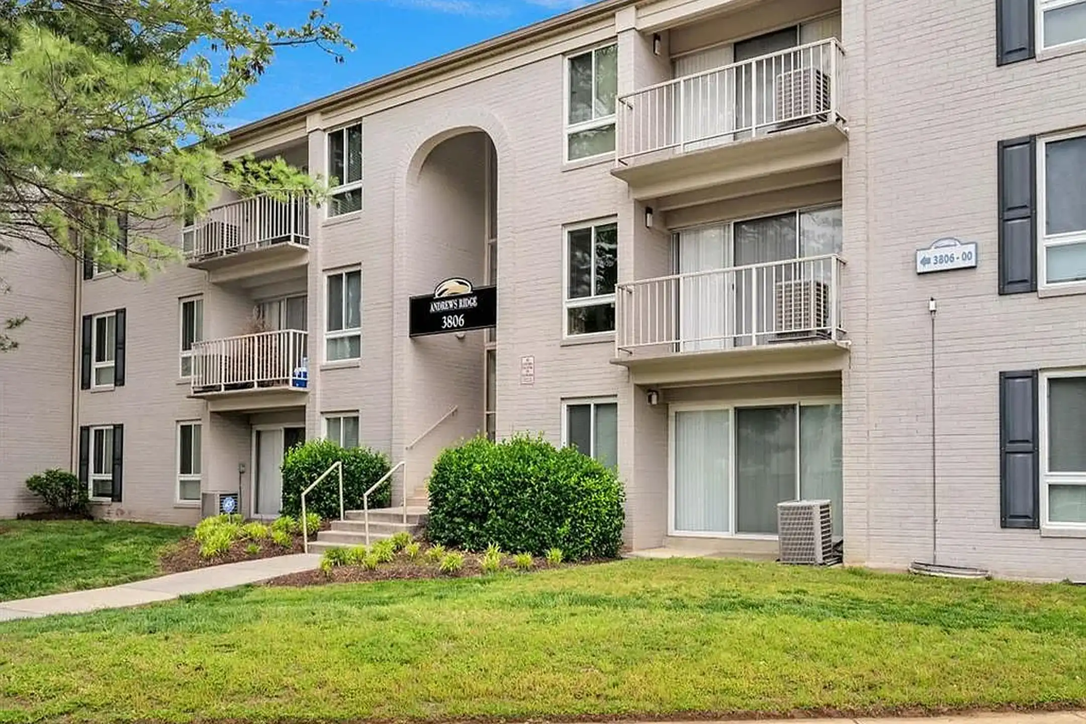 Andrews Ridge Apartments - Suitland, MD 20746 | ApartmentGuide.com