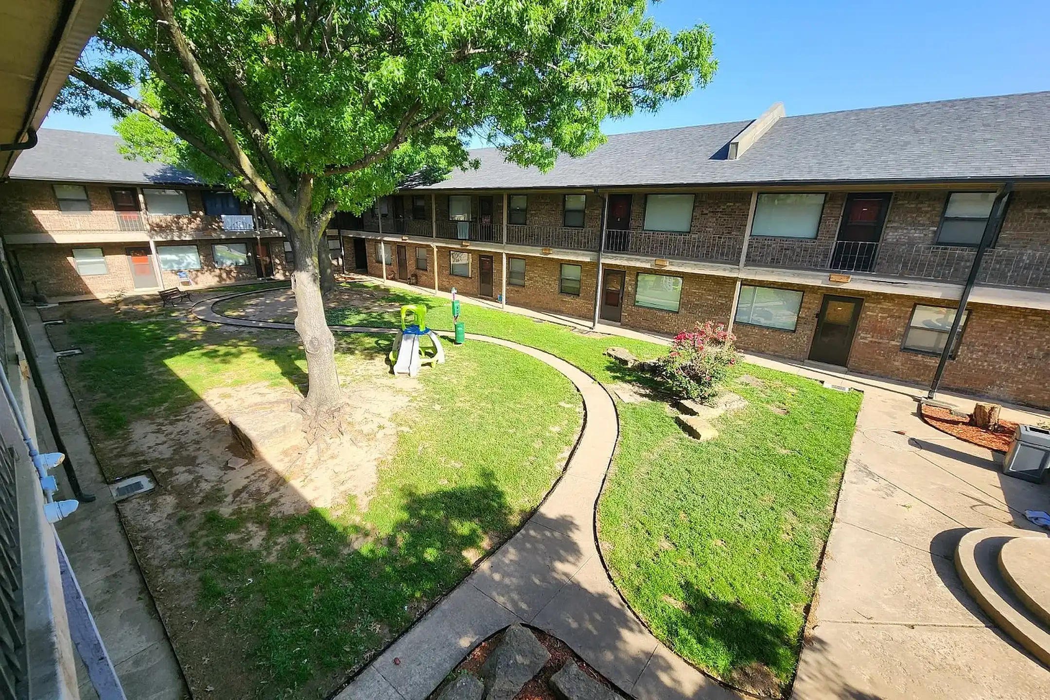 Yale Manor - Tulsa, OK 74115 | ApartmentGuide.com