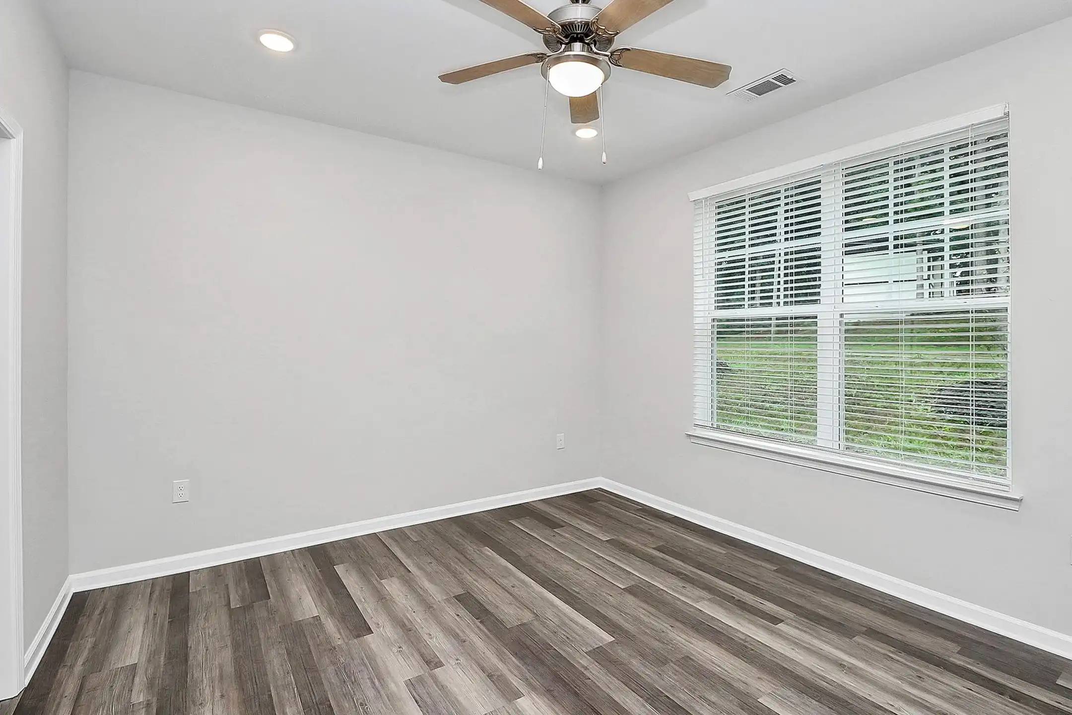 520 Tom Hunter Rd unit 103 - Charlotte, NC 28213 | ApartmentGuide.com