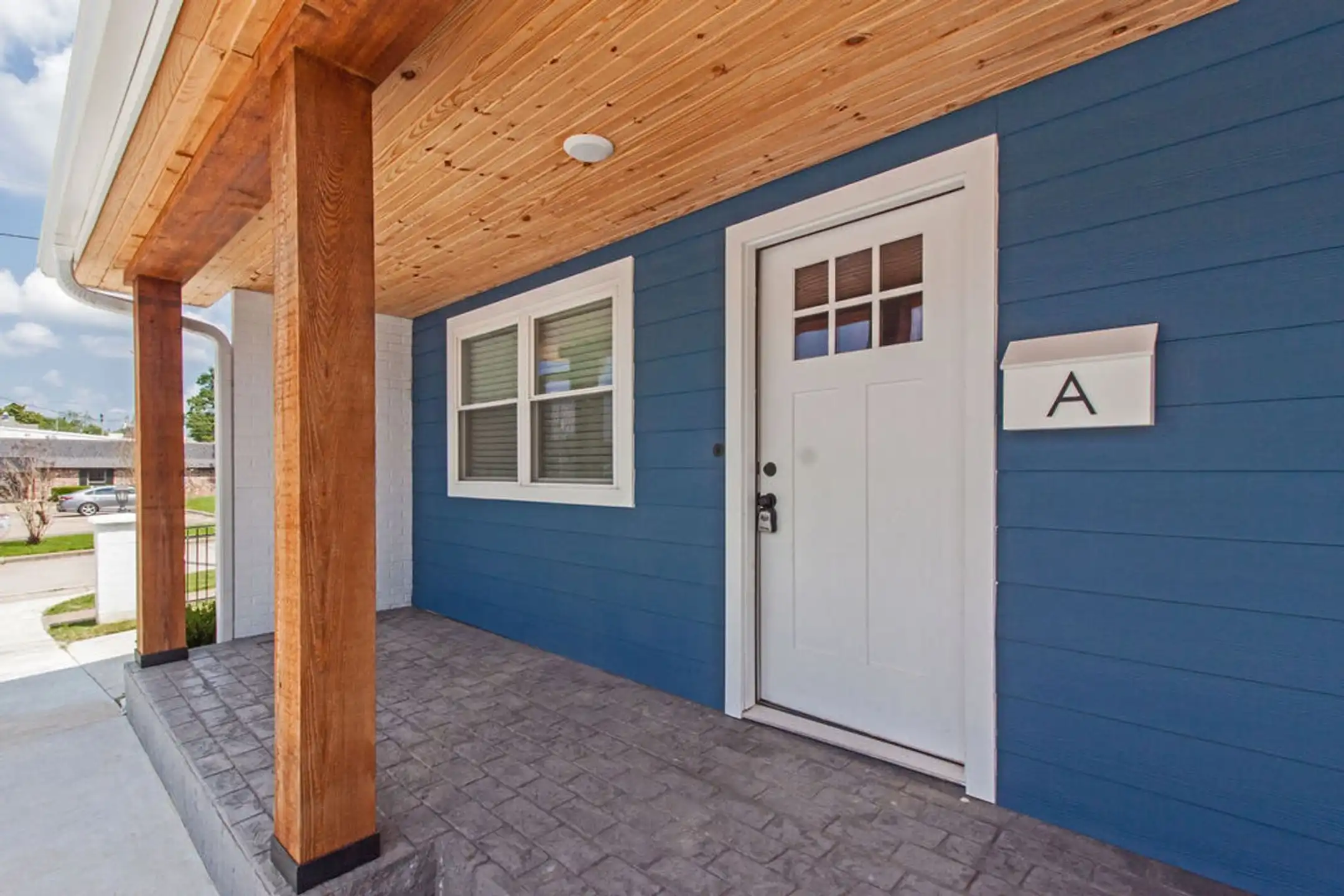 400 W Poplar St unit A - Rogers, AR 72756 | ApartmentGuide.com