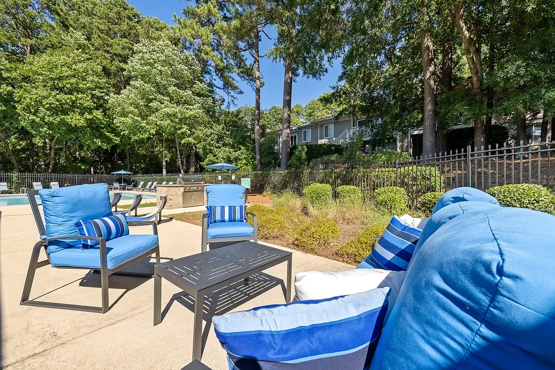 Cary Pines Apartments - Cary, NC 27511 | ApartmentGuide.com