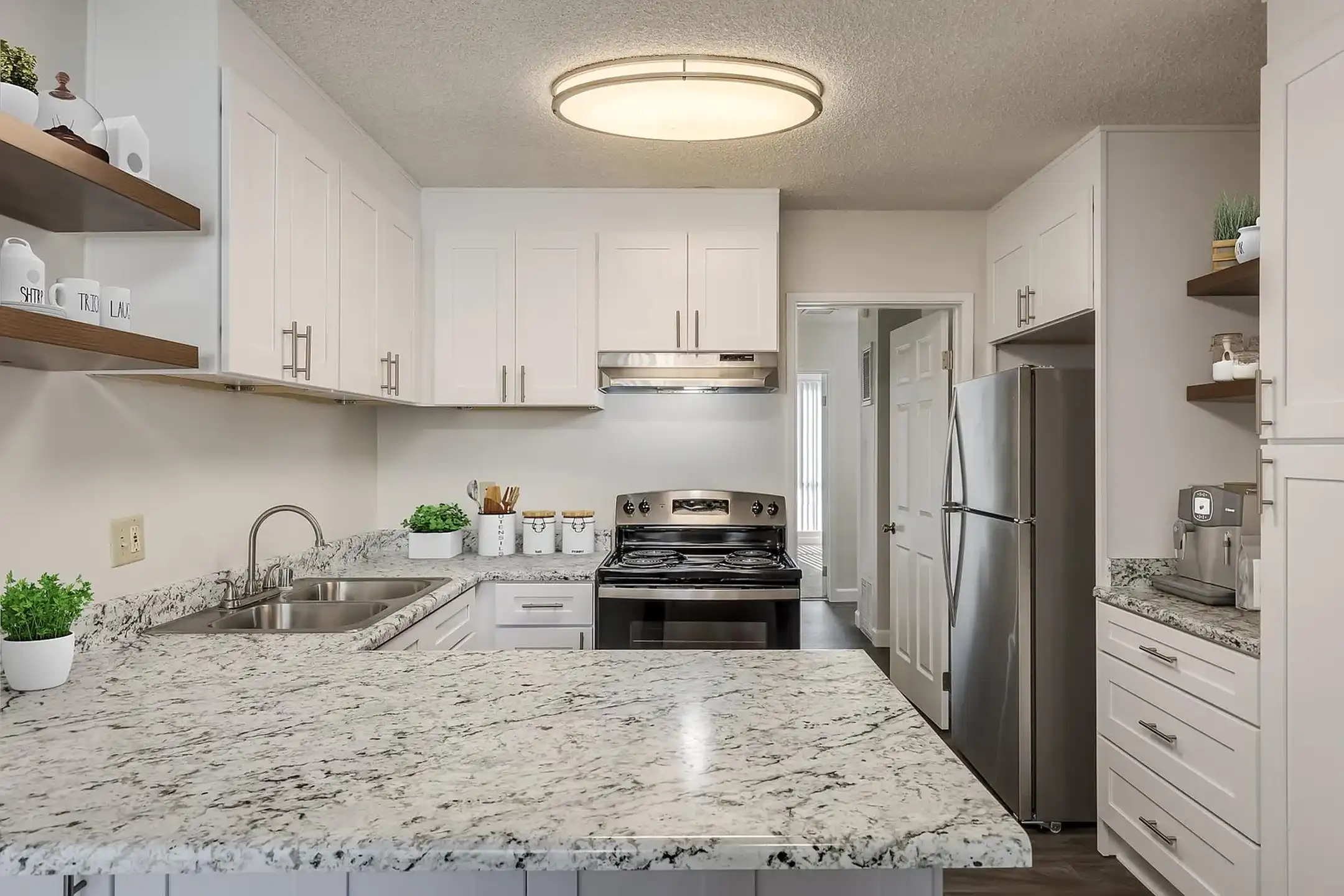 Dorchester Apartments - San Diego, CA 92115 | ApartmentGuide.com