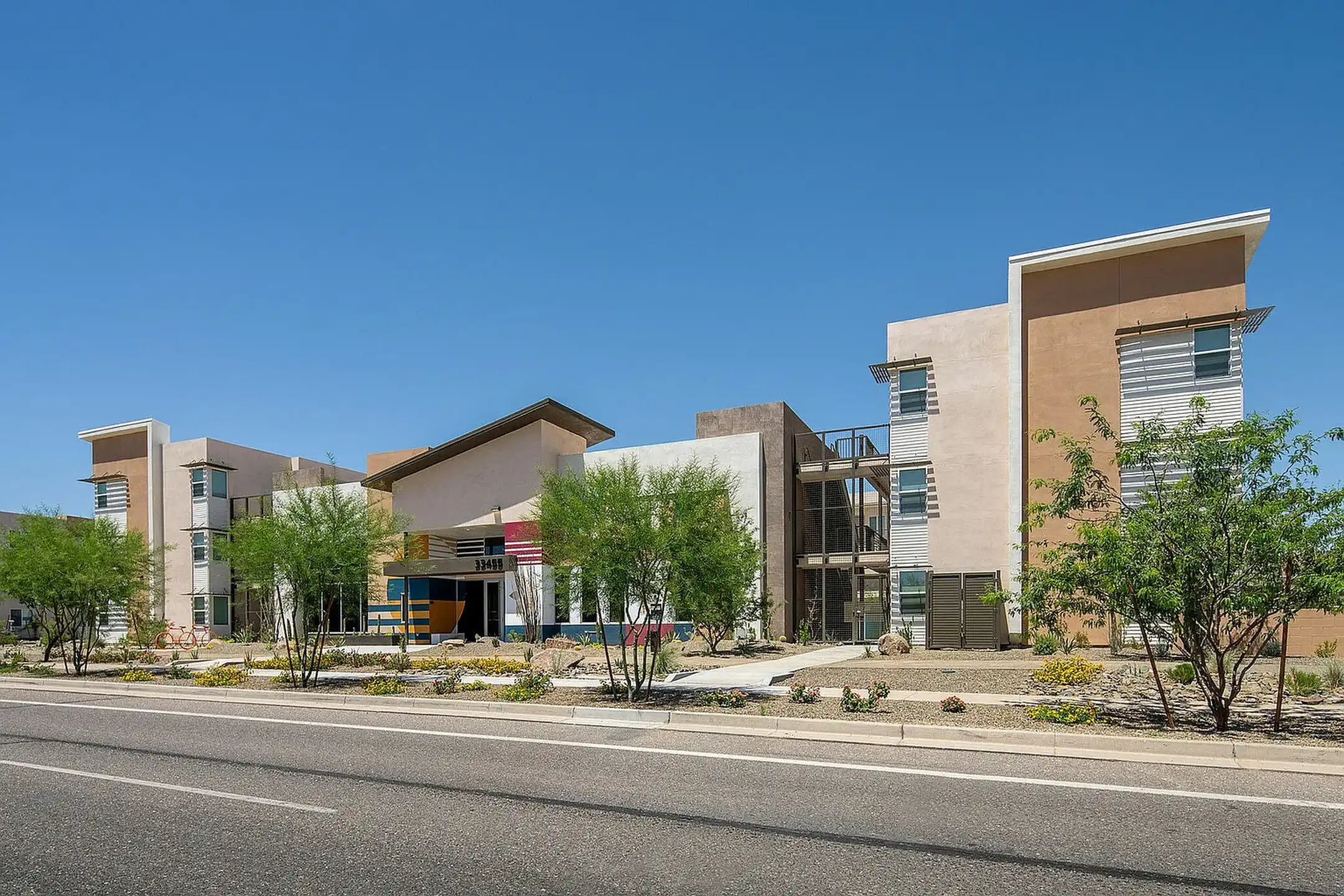 Cabana North Valley - Phoenix, AZ 85085 | ApartmentGuide.com