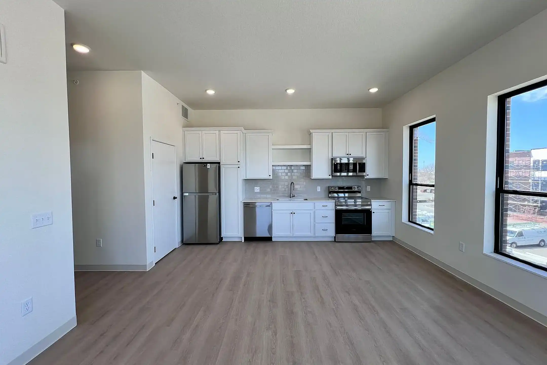Roseann Lofts - Ankeny, IA 50023 | ApartmentGuide.com