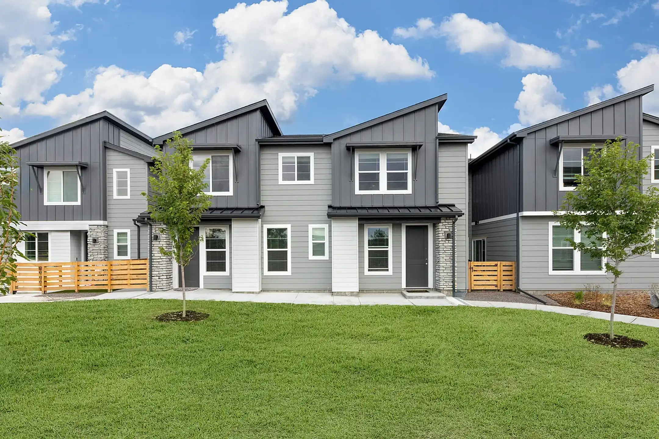 Canvas at Castle Rock - Castle Rock, CO 80104 | ApartmentGuide.com